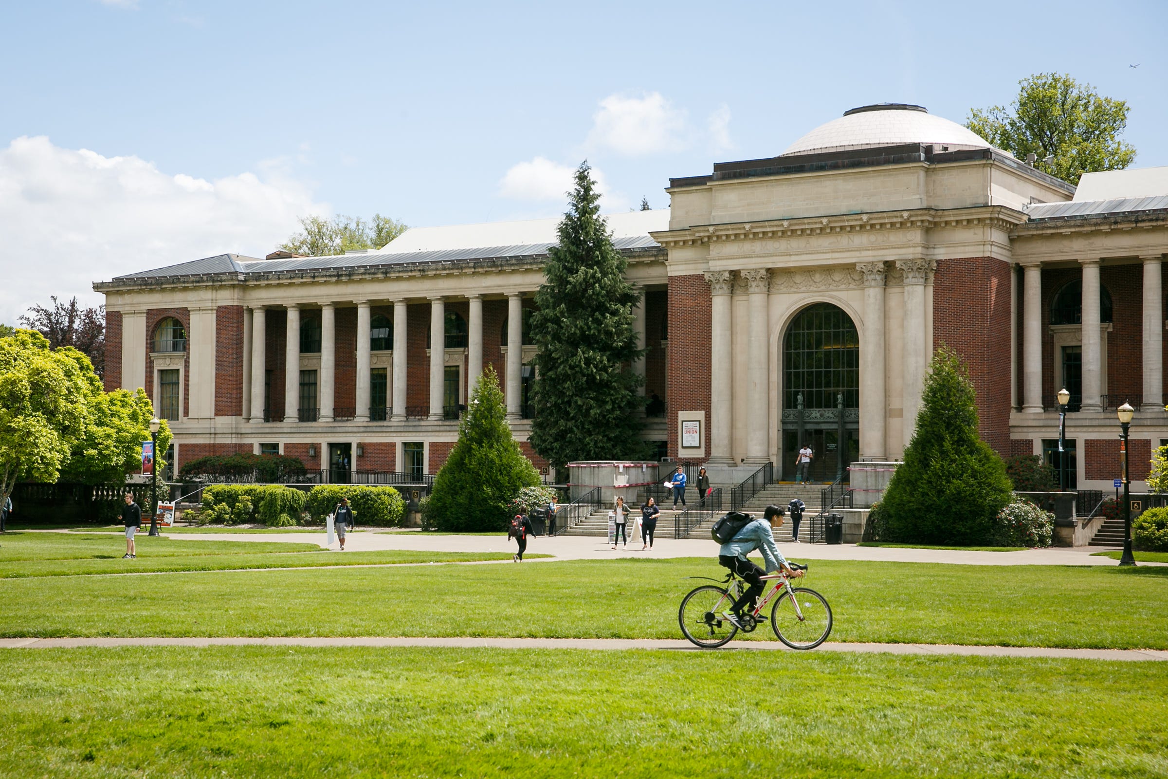 Oregon State University's new budget includes 4% tuition increase