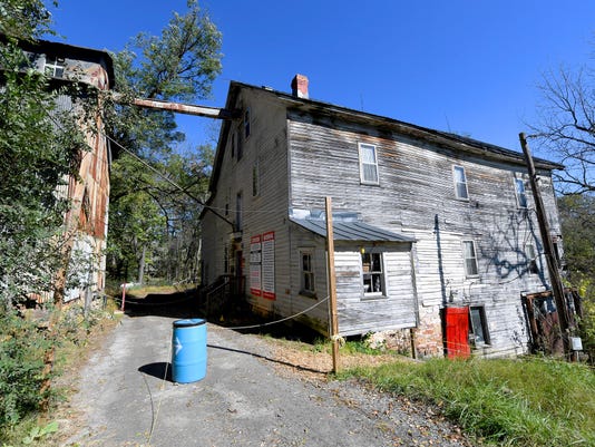 Doomed in Dooms: Madame Redrum's Mill of Terror