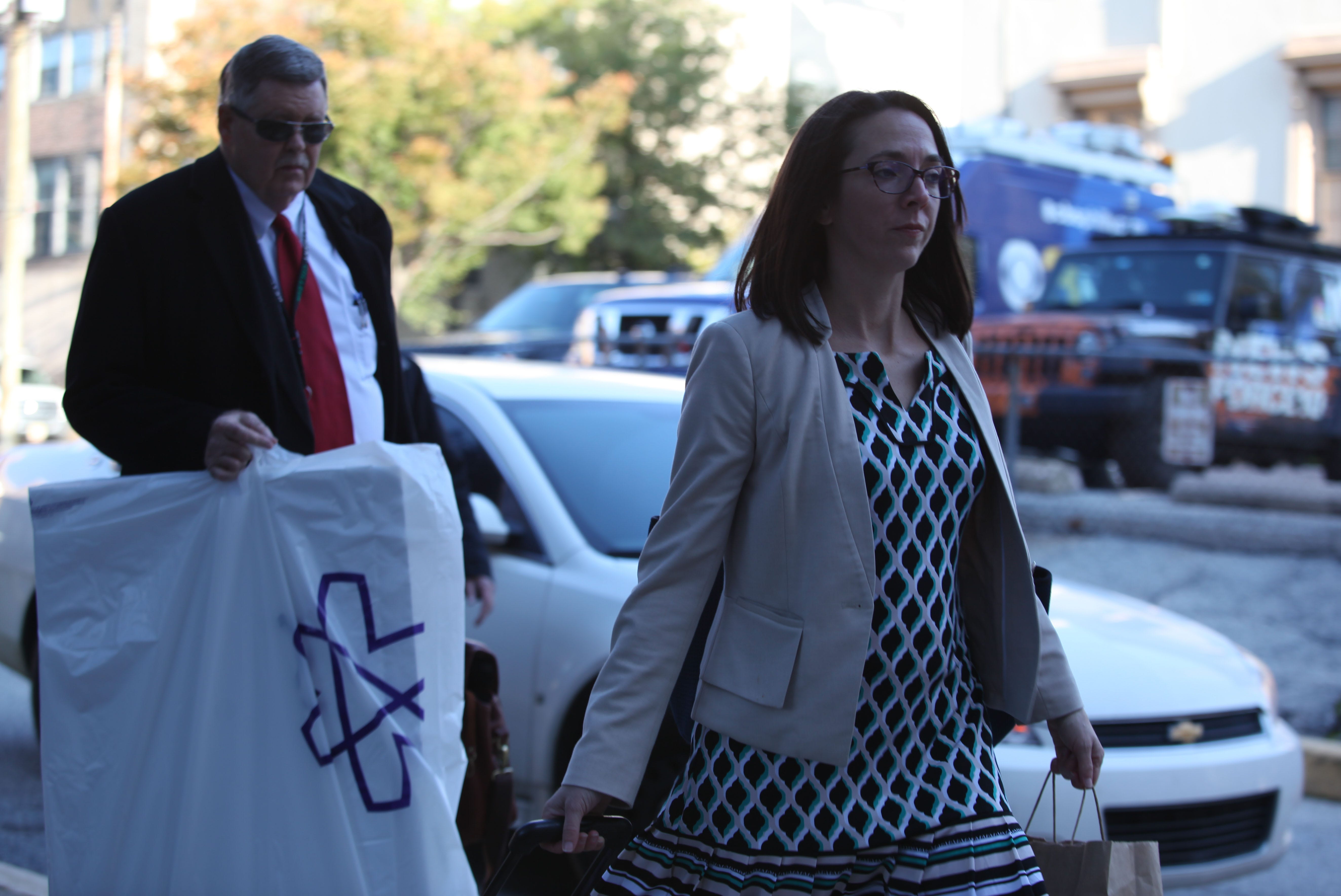 Prosecutor: Lt. Floyd found beaten, handcuffed, face-down in water