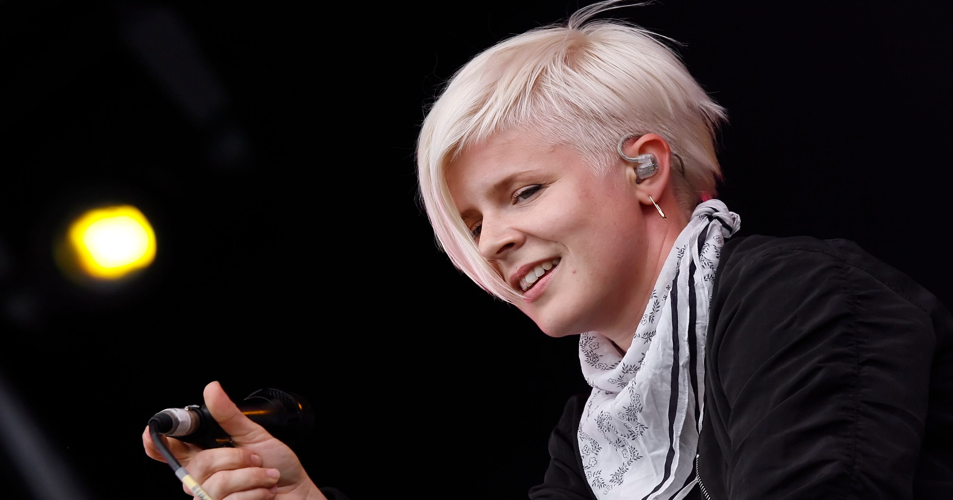 Robyn is here to save pop music with new album 'Honey'