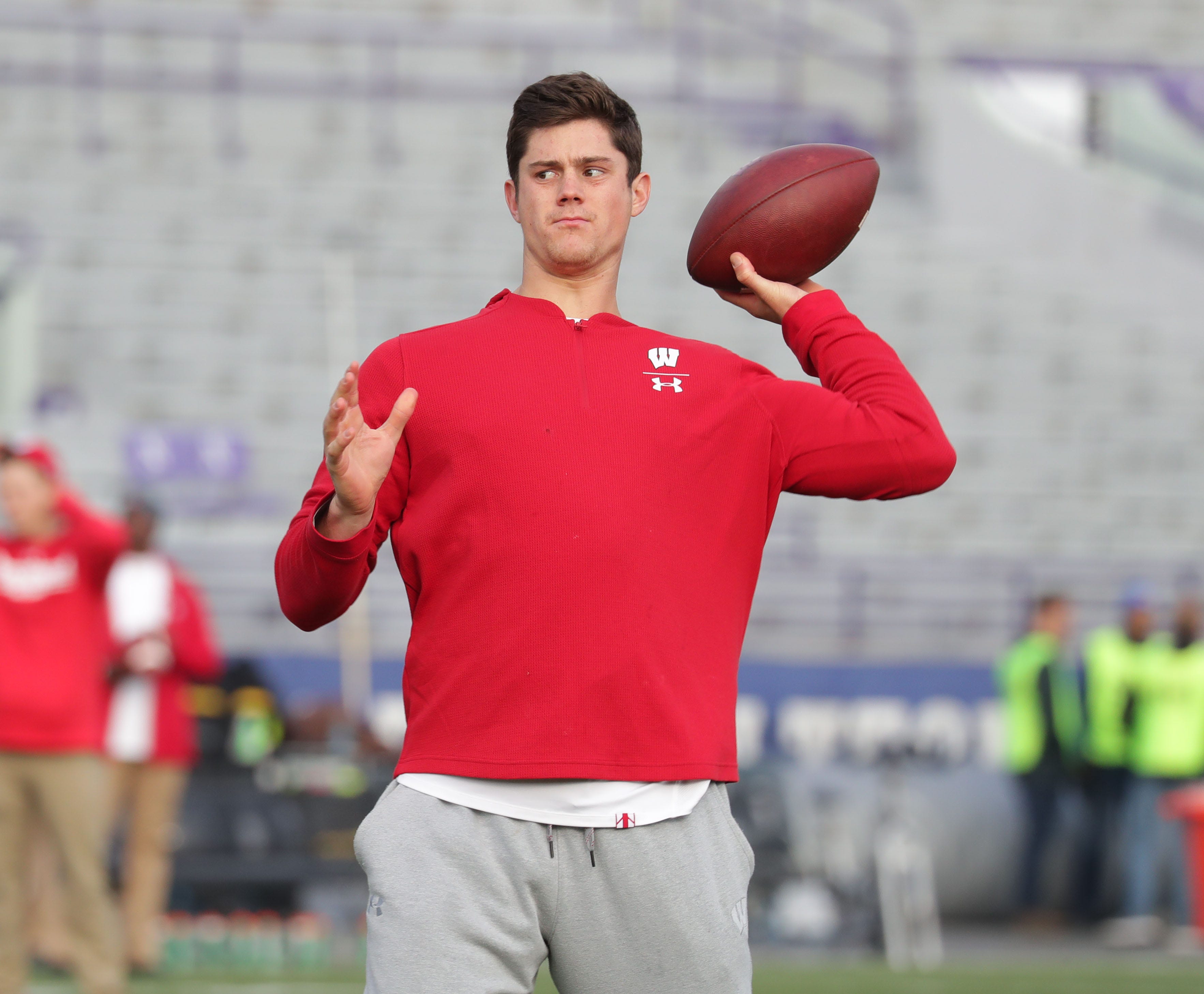 UW's Alex Hornibrook cleared to play, set to return to lineup