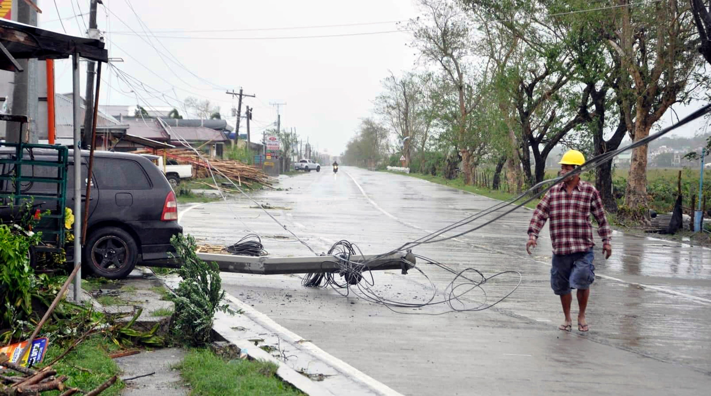 Typhoon Yutu Slams Philippines At Least 6 Dead And More Feared Trapped typhoon-yutu-slams-philippines-at-least-6-dead-and-more-feared-trapped