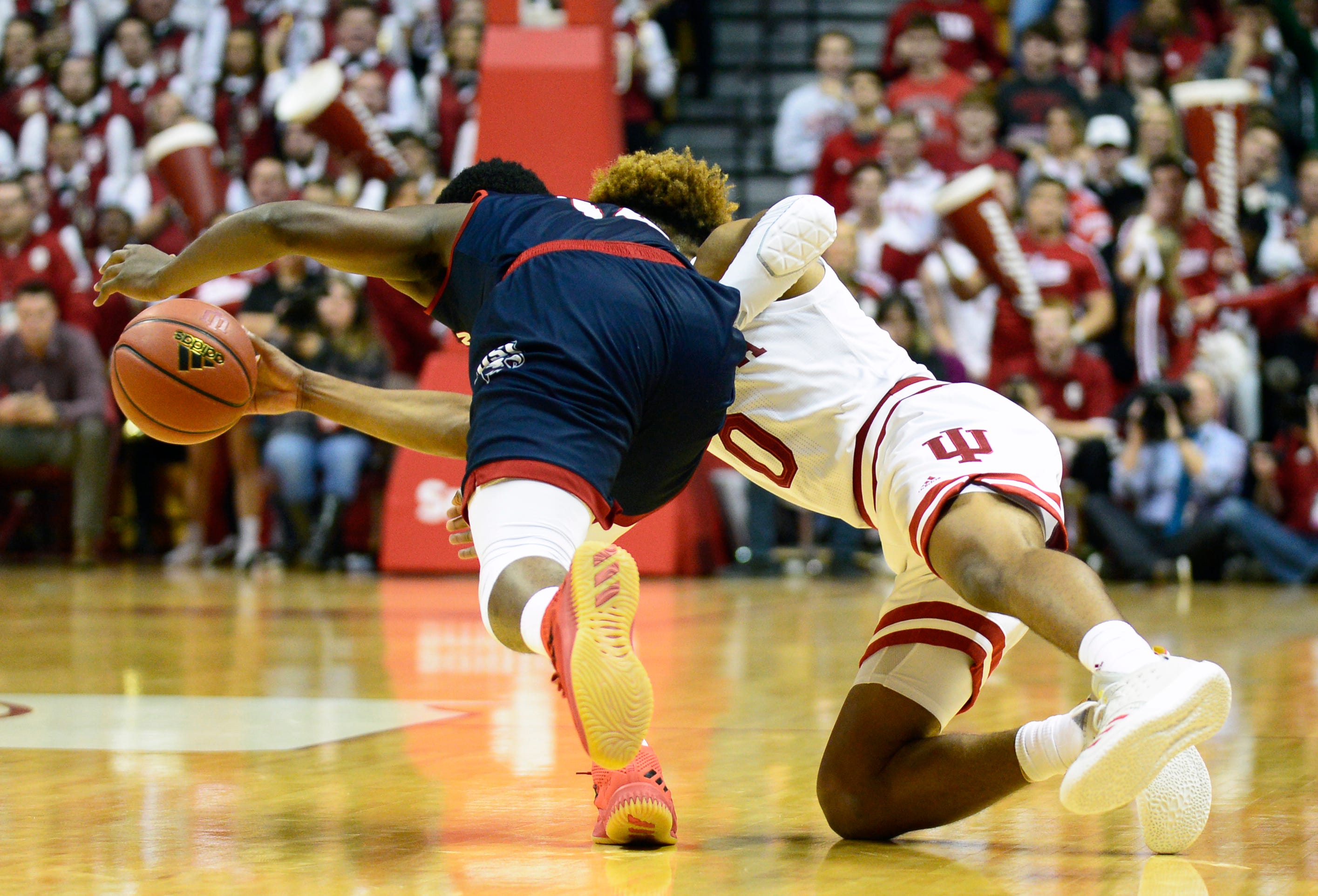 IU basketball shows depth, defensive improvement in exhibition opener