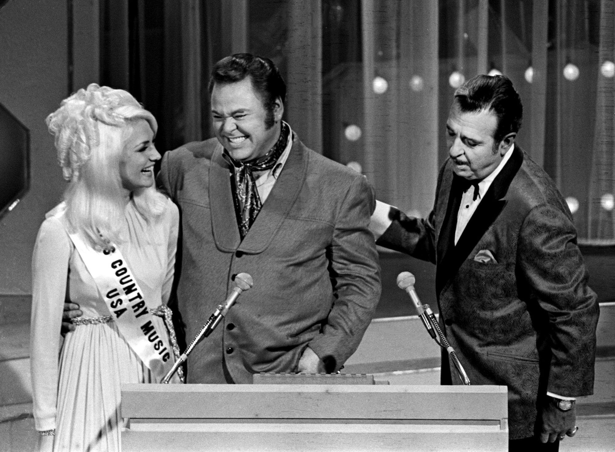 Roy Clark death: Longtime 'Hee Haw' host died today at 85