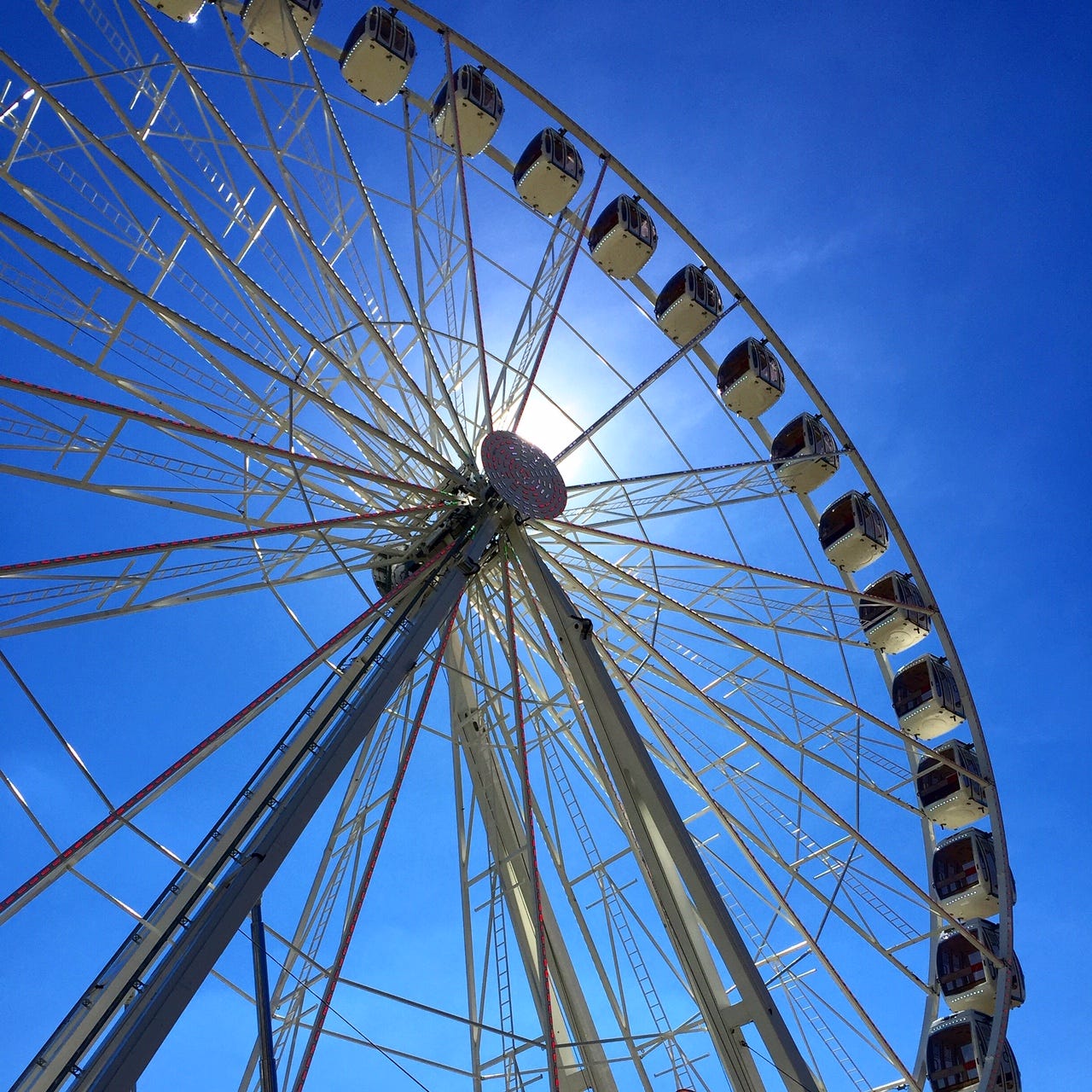 Cincinnati's SkyStar Wheel will stay through the end of June