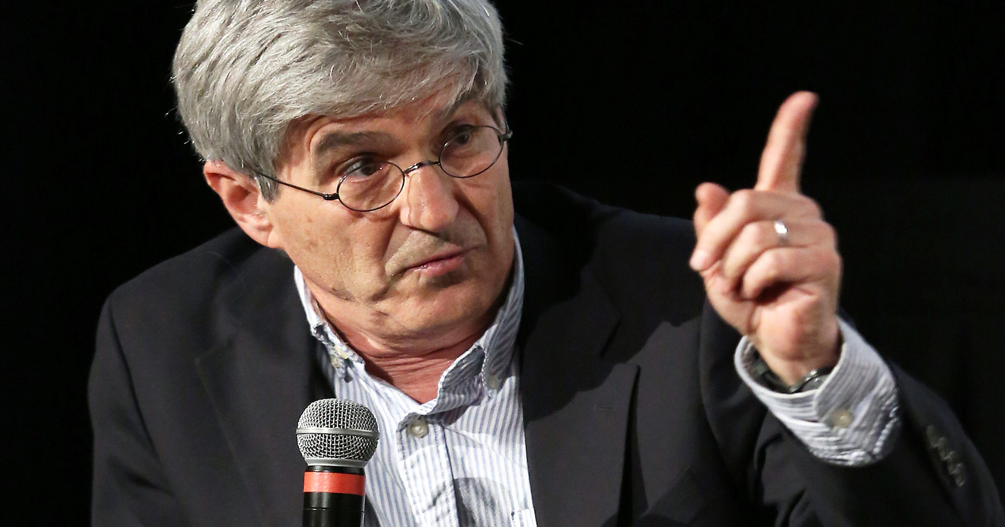 Some Steele dossier claims 'likely false' Michael Isikoff says