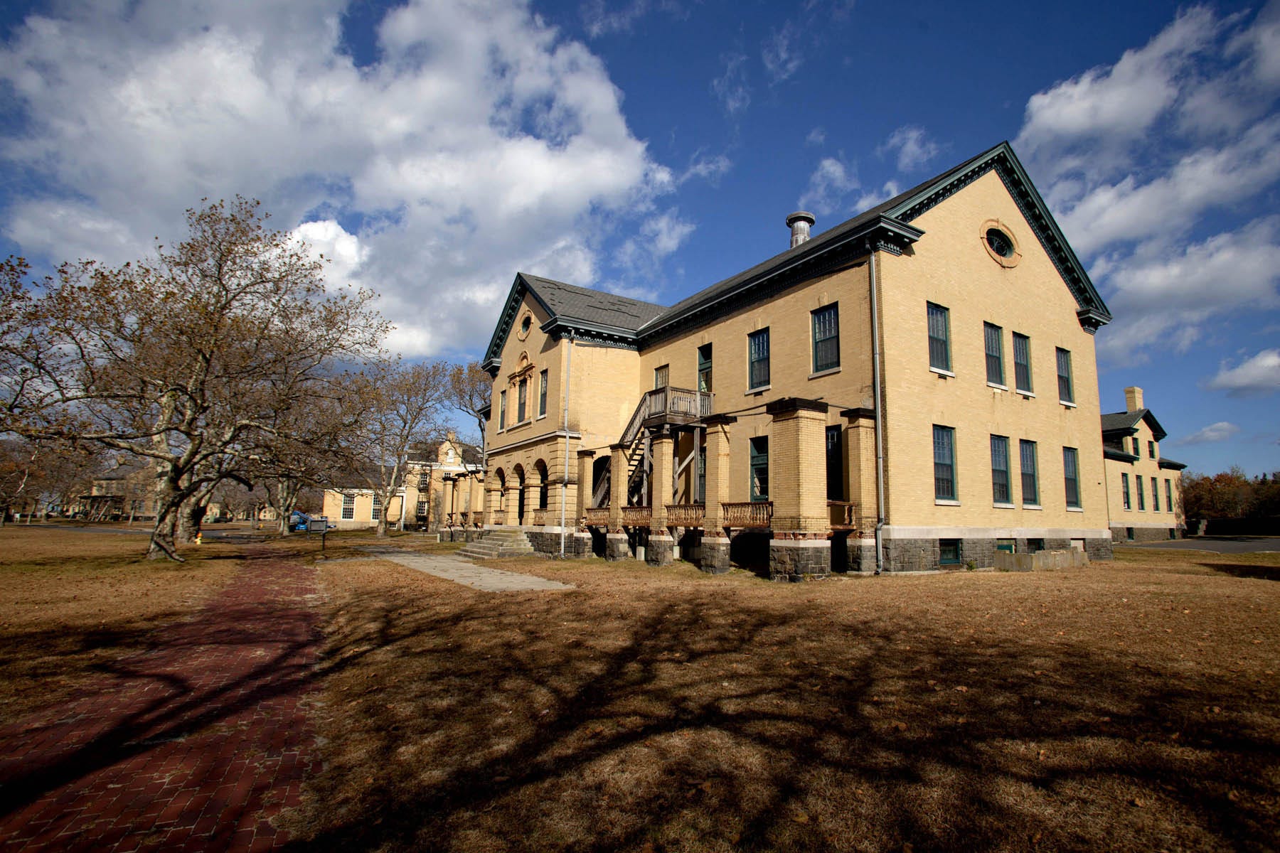 Sandy Hook Fort Hancock Officers Row apartment plan inches closer