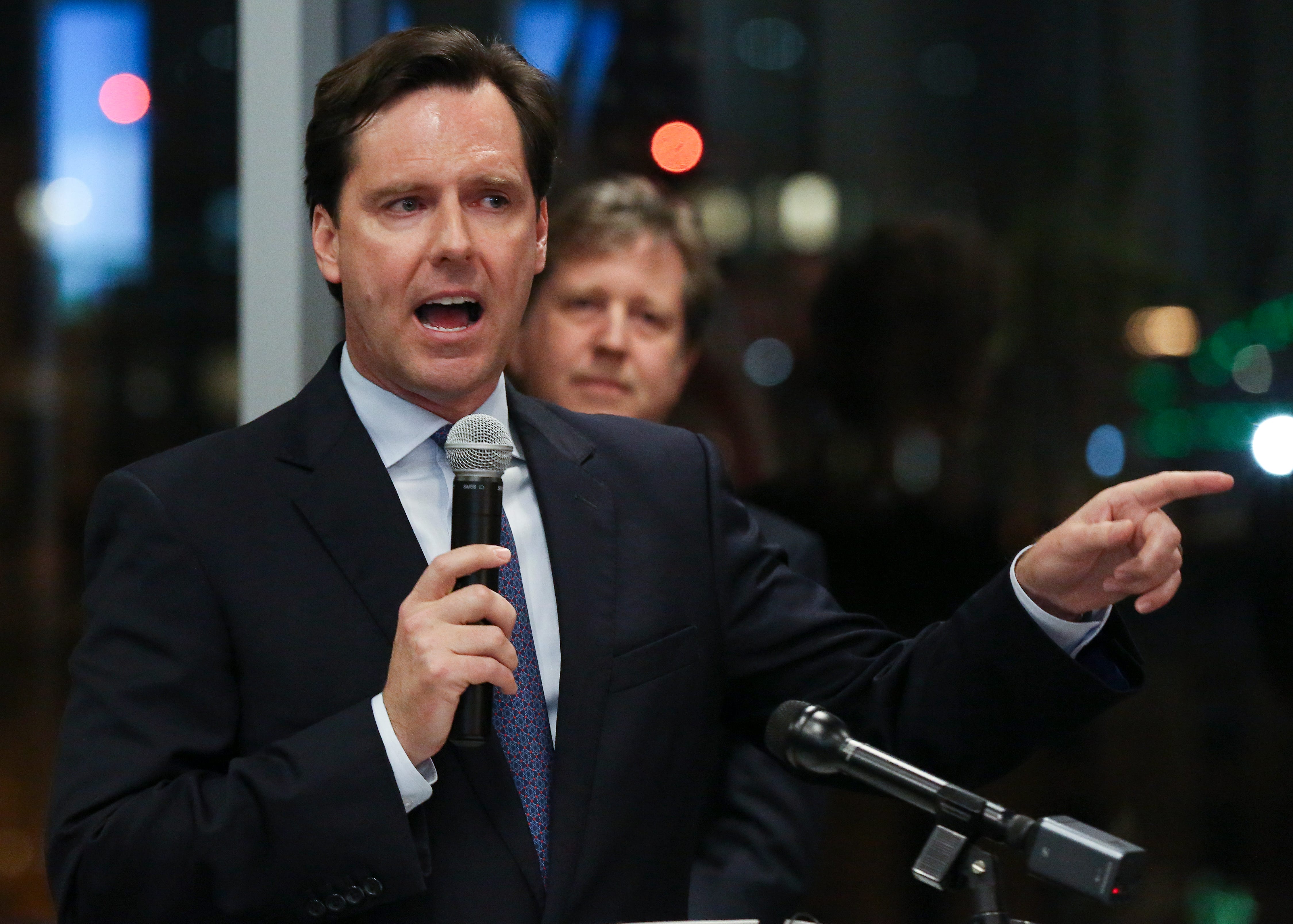 Kentucky Democrat Edelen sorry for name-calling Kaepernick