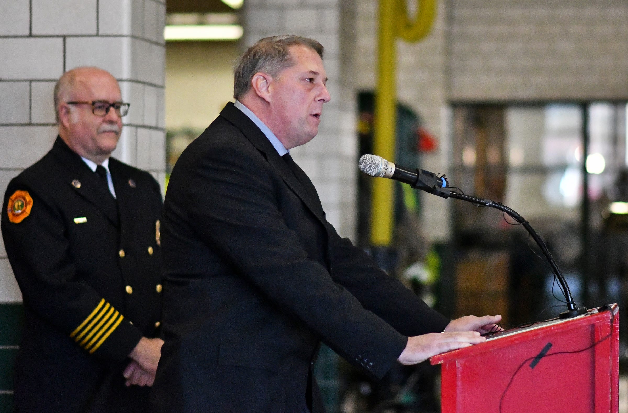 Lansing mayor appoints Michael Mackey as city's new fire chief