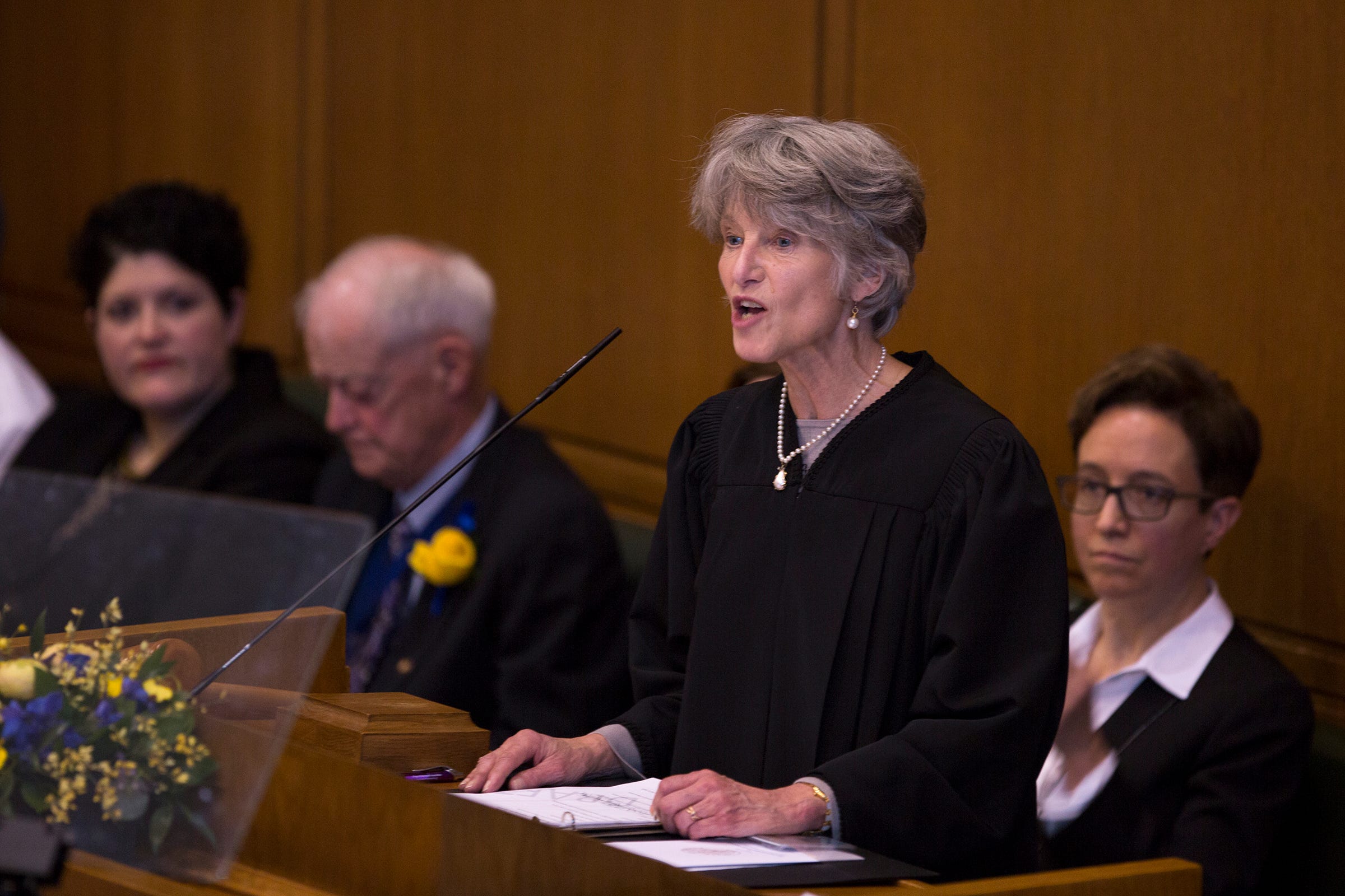 Oregon Supreme Court Chief Justice Walters retiring after 16 years