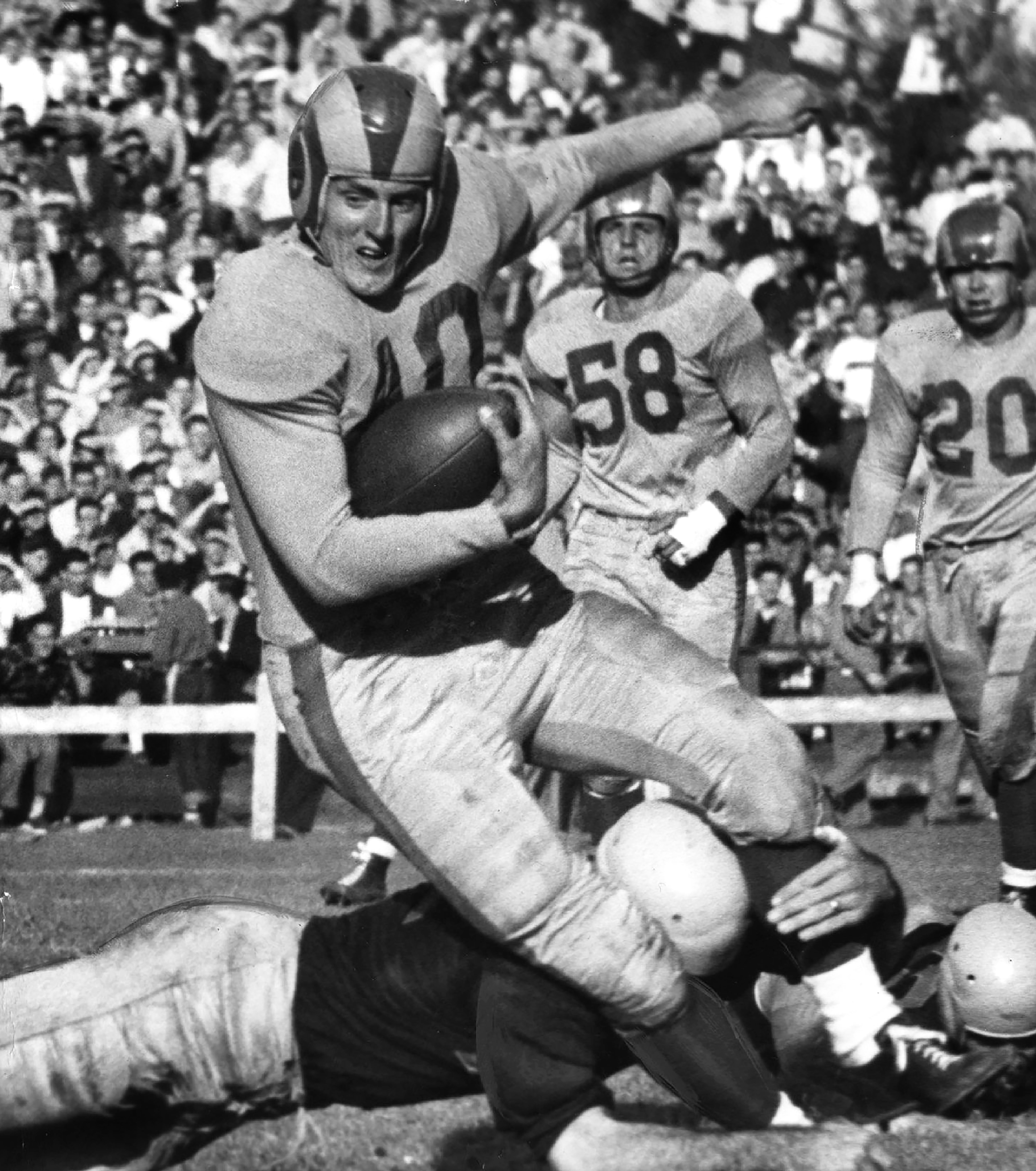 Best prep athletes in Wisconsin history profile: Elroy Hirsch