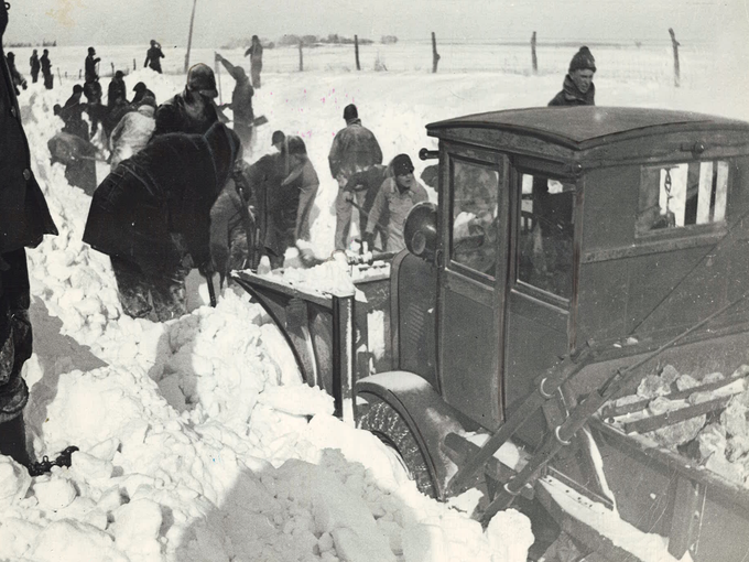 Iowa history: Photos of winter weather in Iowa