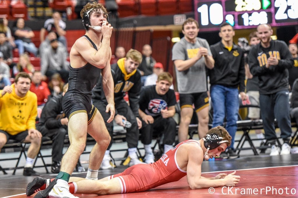 Wrestling Mailbag: Austin DeSanto's villainy, thoughts on stalling and ...