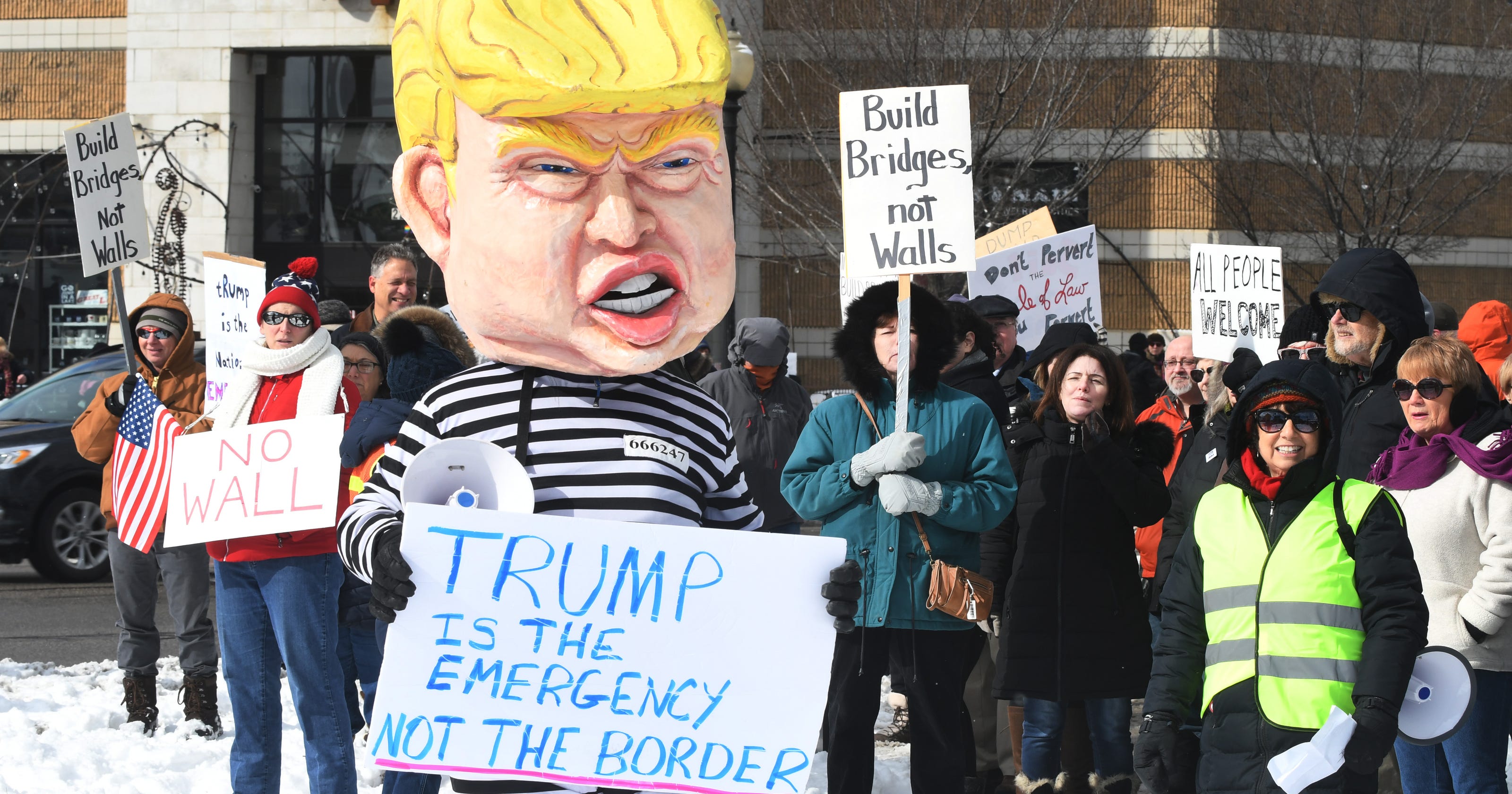 Dozens in Ferndale protest Trump's declaration of a border emergency