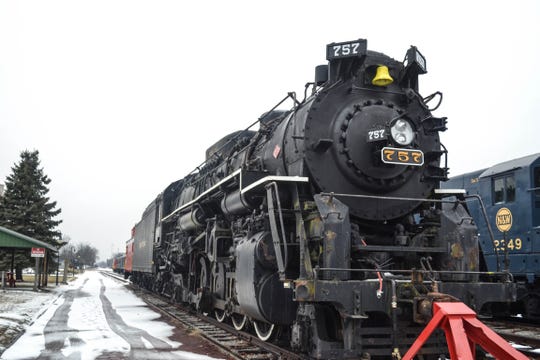 Meet Your Neighbor: Engine 757's return is Fuehrings' 38-year dream