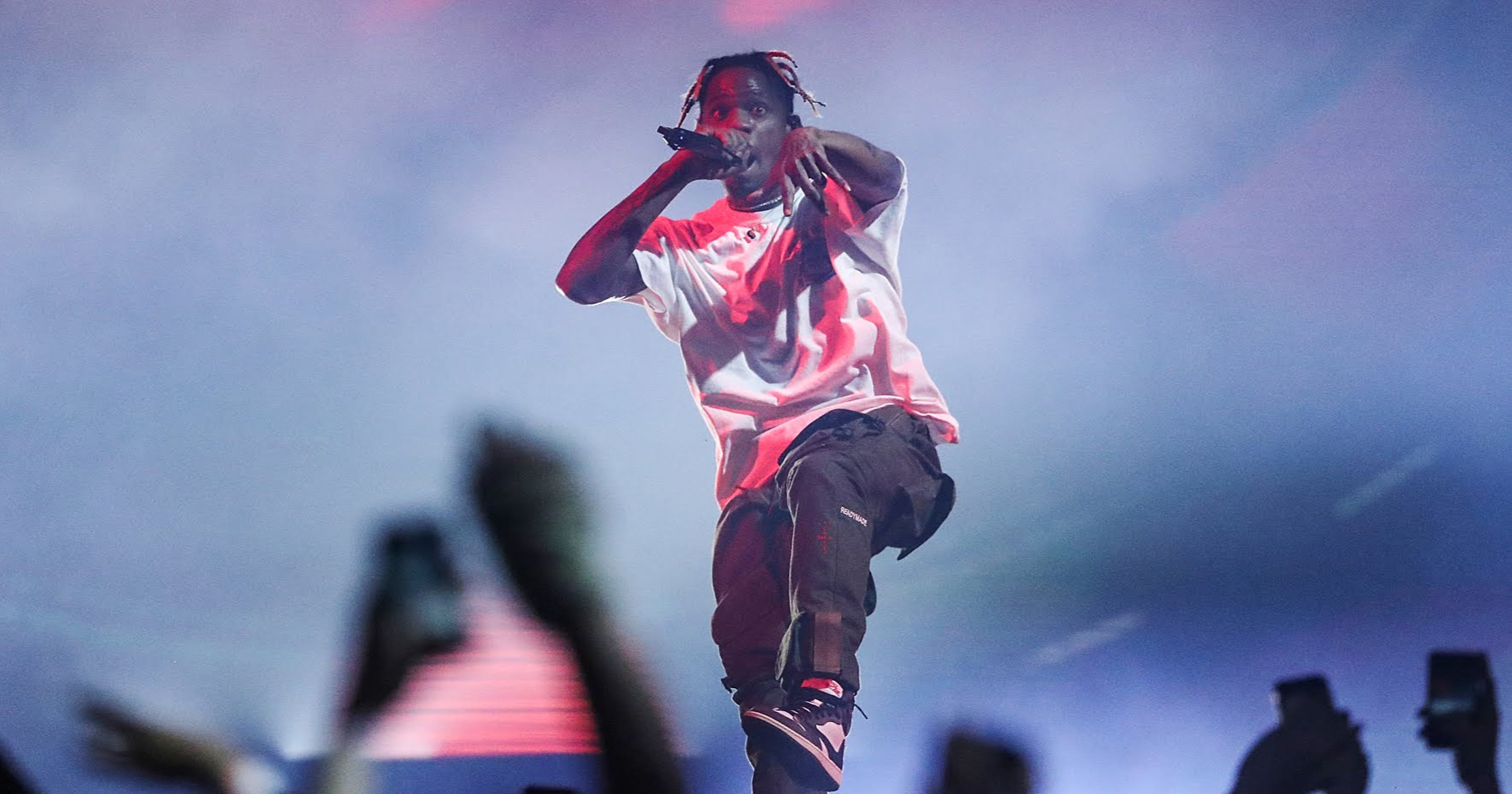 Travis Scott provides thrills for patient fans in Indianapolis