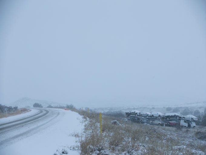 Arizona storm updates: Snow in Scottsdale, hail in Peoria