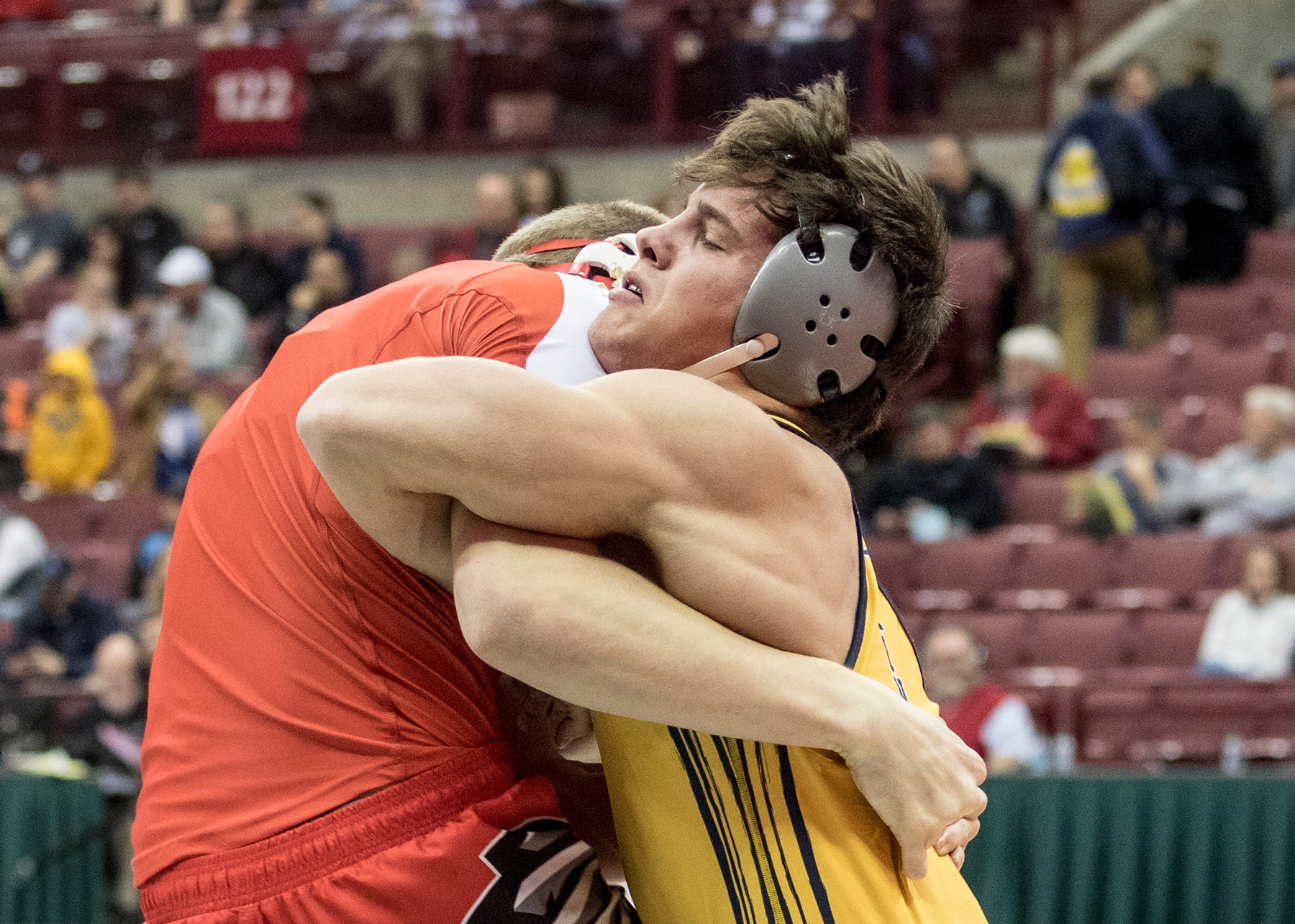 River Valley grad Mitchell Miracle makes MMA debut