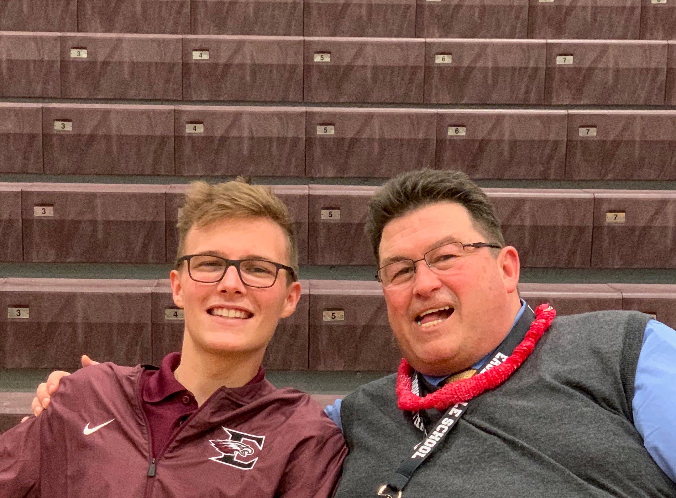 TSSAA boys basketball tournament: Capt. Andrew Luck style tweets a hit