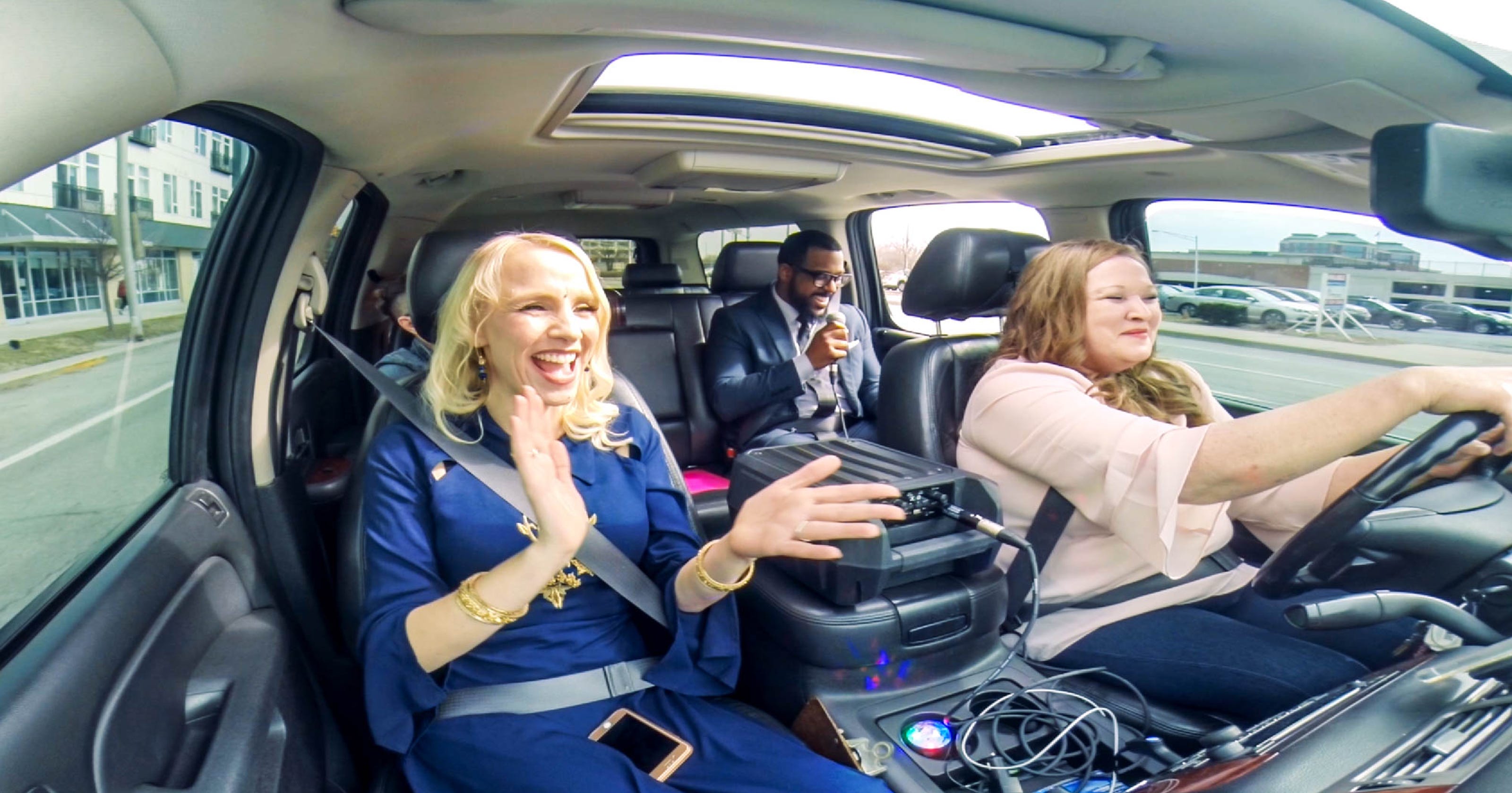 Indianapolis Uber Driver Delivers Mobile Karaoke To Customers