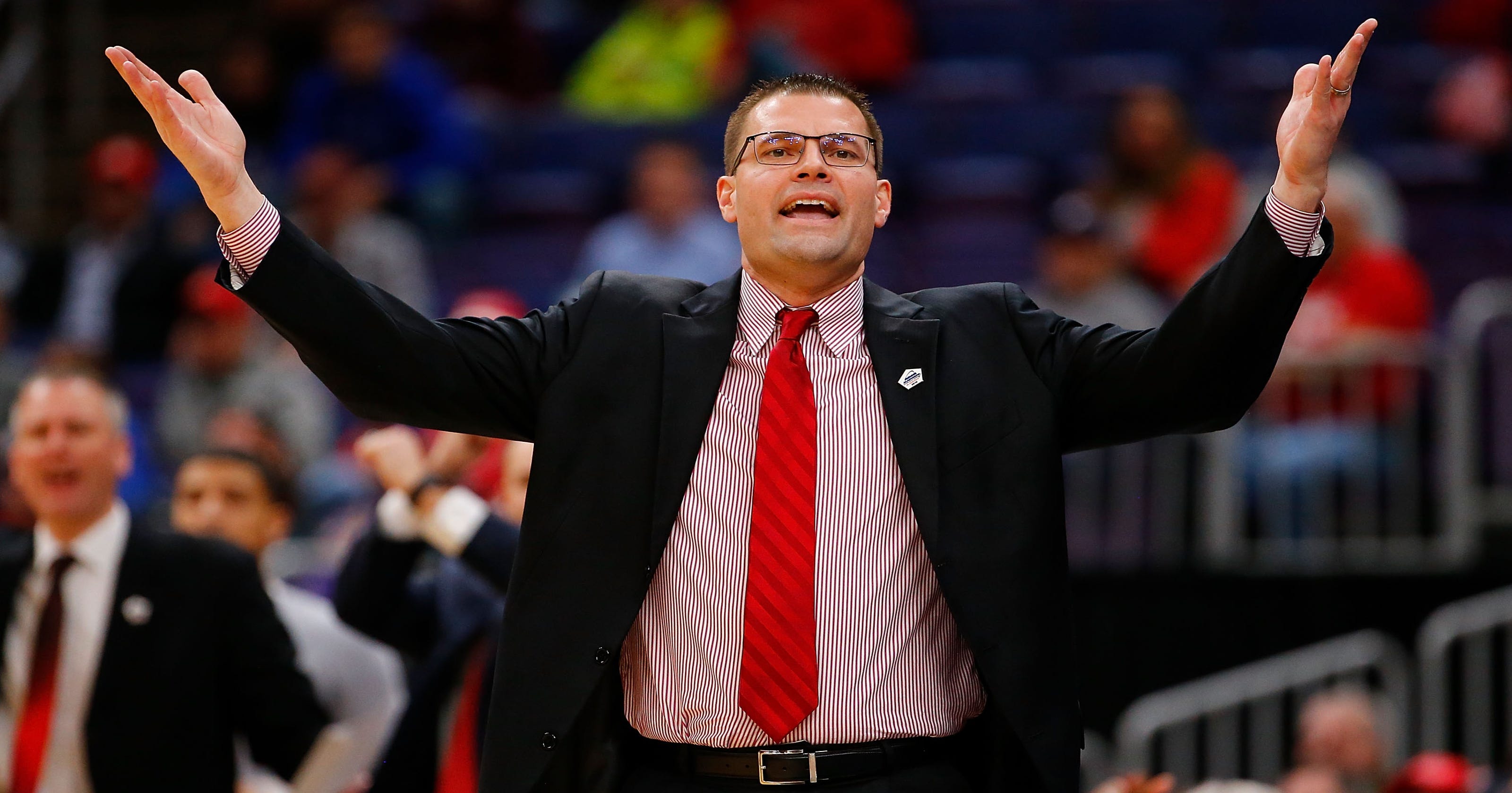 Bradley coach Brian Wardle contrite after controversy over banning ...