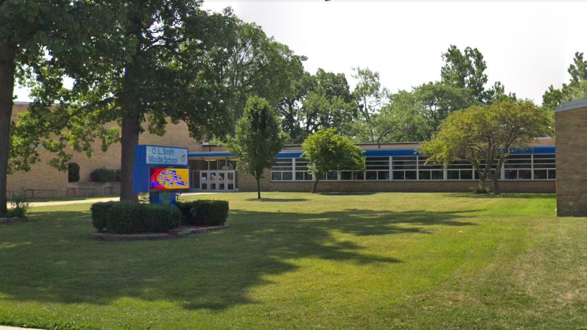 Dearborn substitute teacher accidentally plays porn