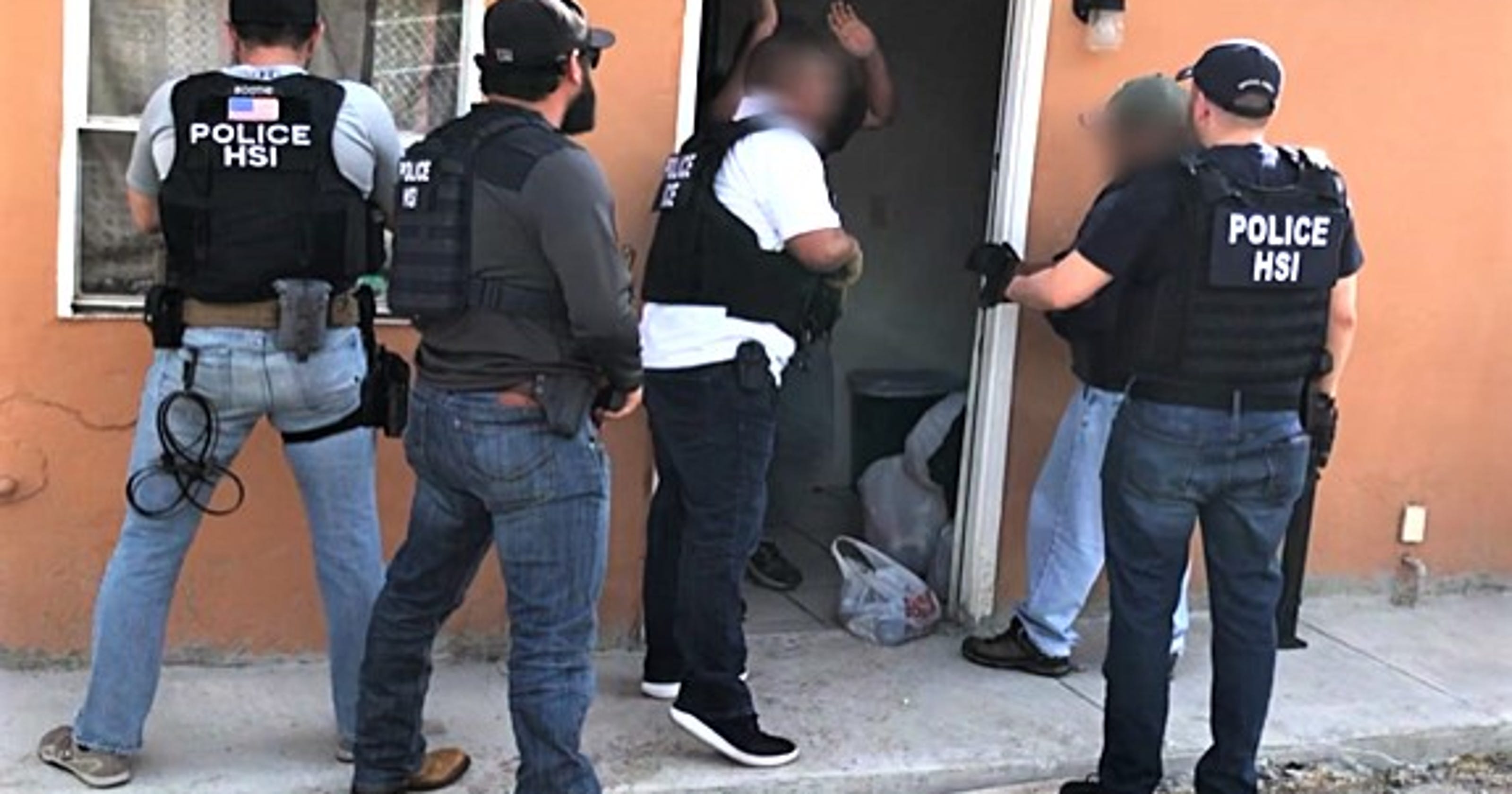 ICE raid finds more than 50 migrants at El Paso stash house