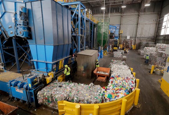 Recycling in Wisconsin: A guide to what's banned from landfills