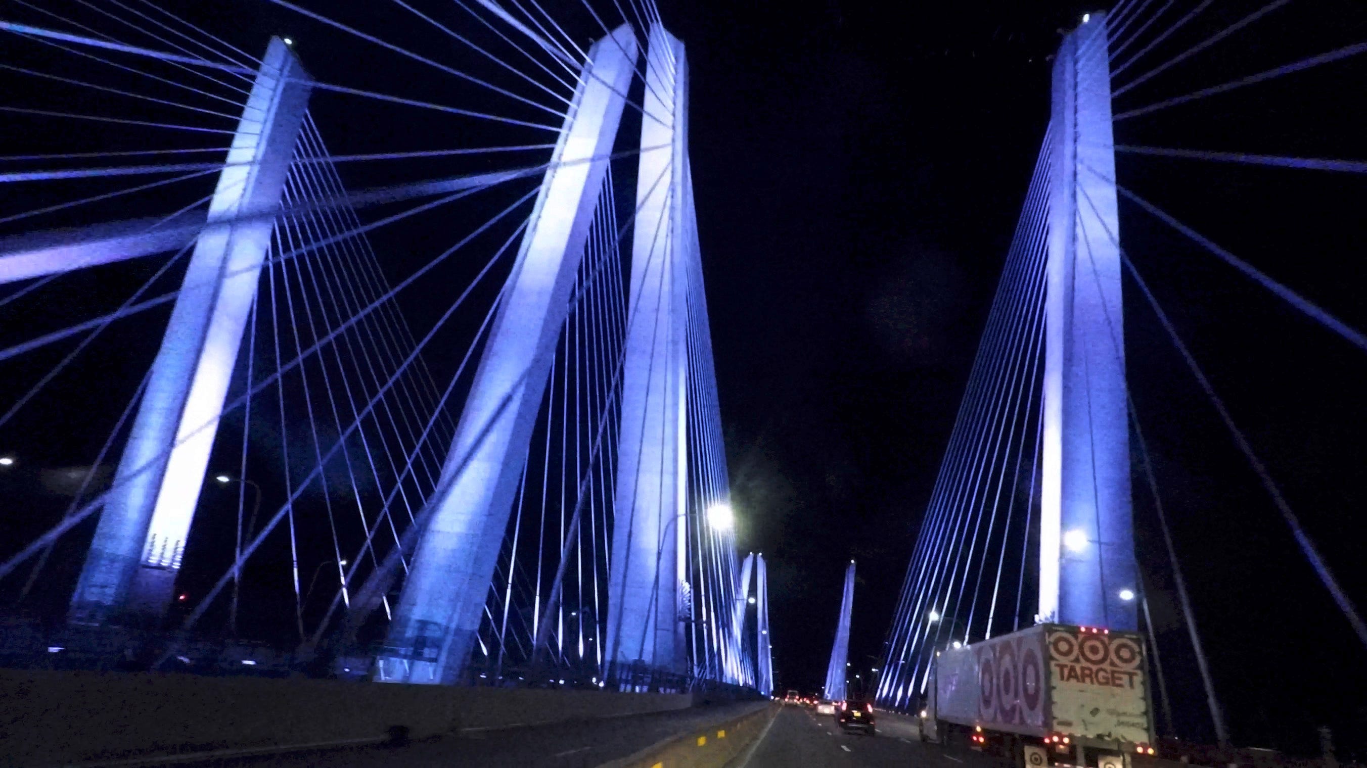 Mario Cuomo Tappan Zee Bridge lights change color for holidays, events