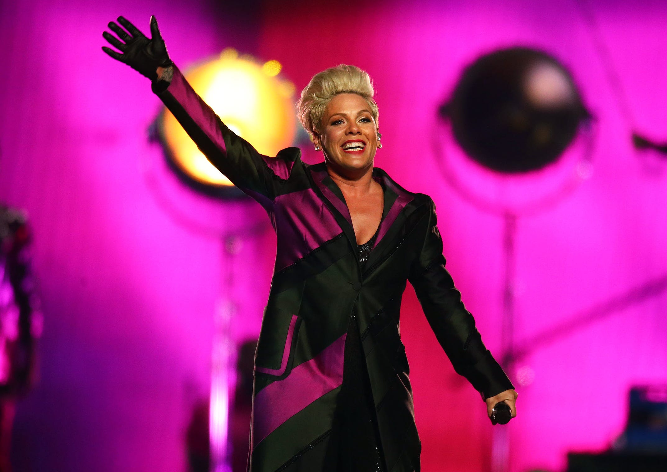 Pink on battle with depression, anxiety, praises couple's counseling