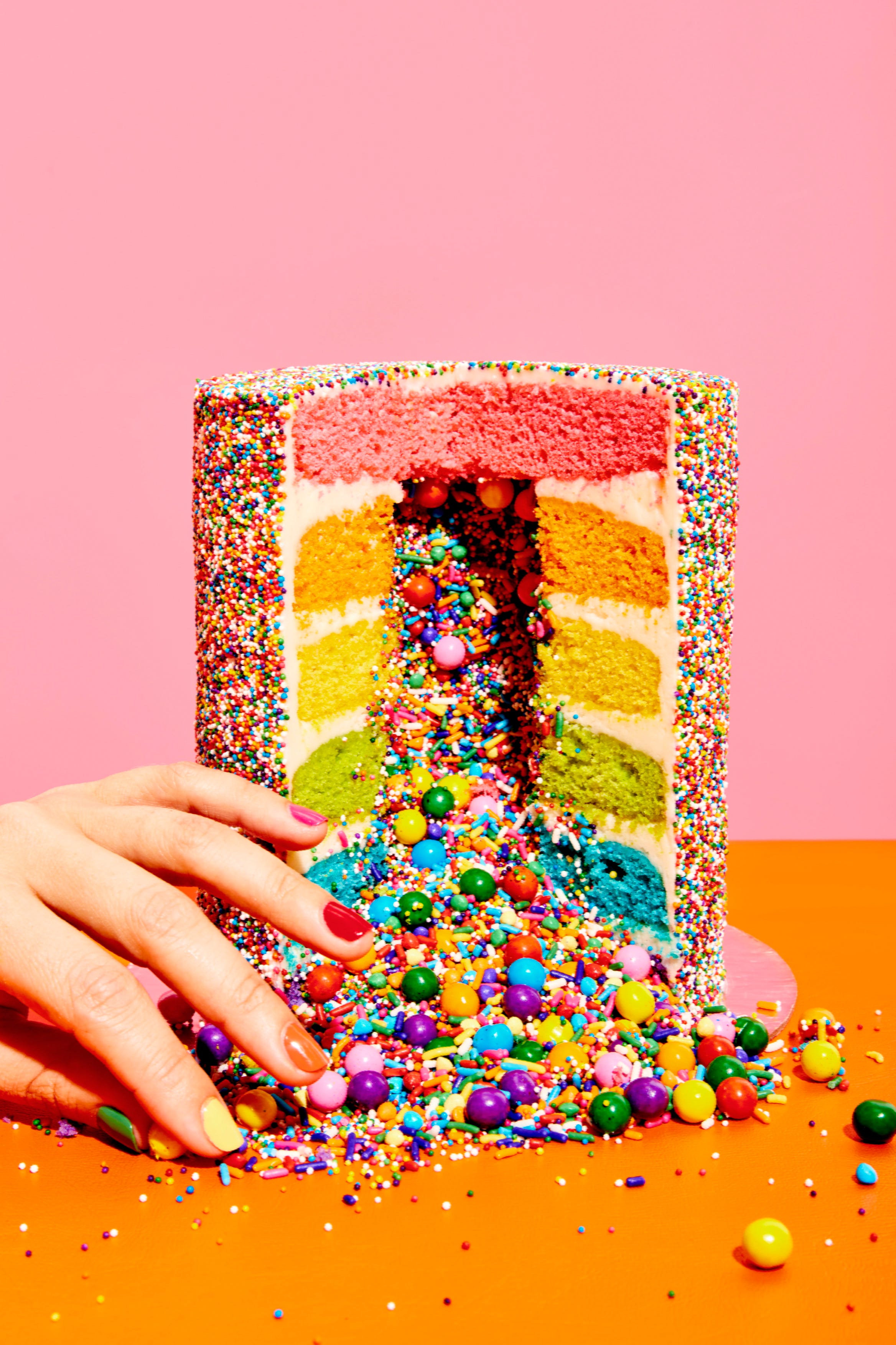 Cake Boss Buddy Valastro thanks doctors who saved hand with giant cake