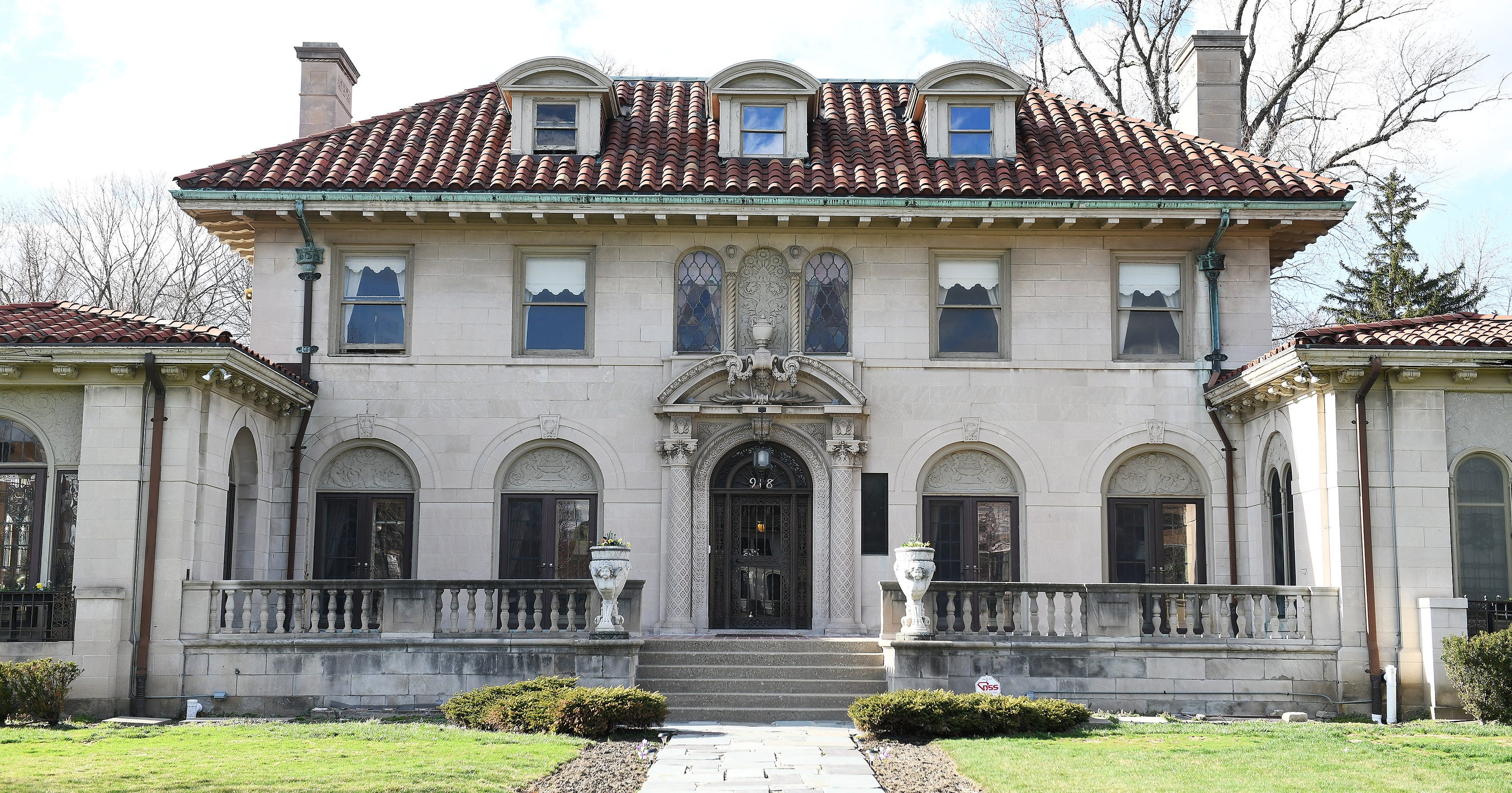 Motown Mansion Berry Gordy