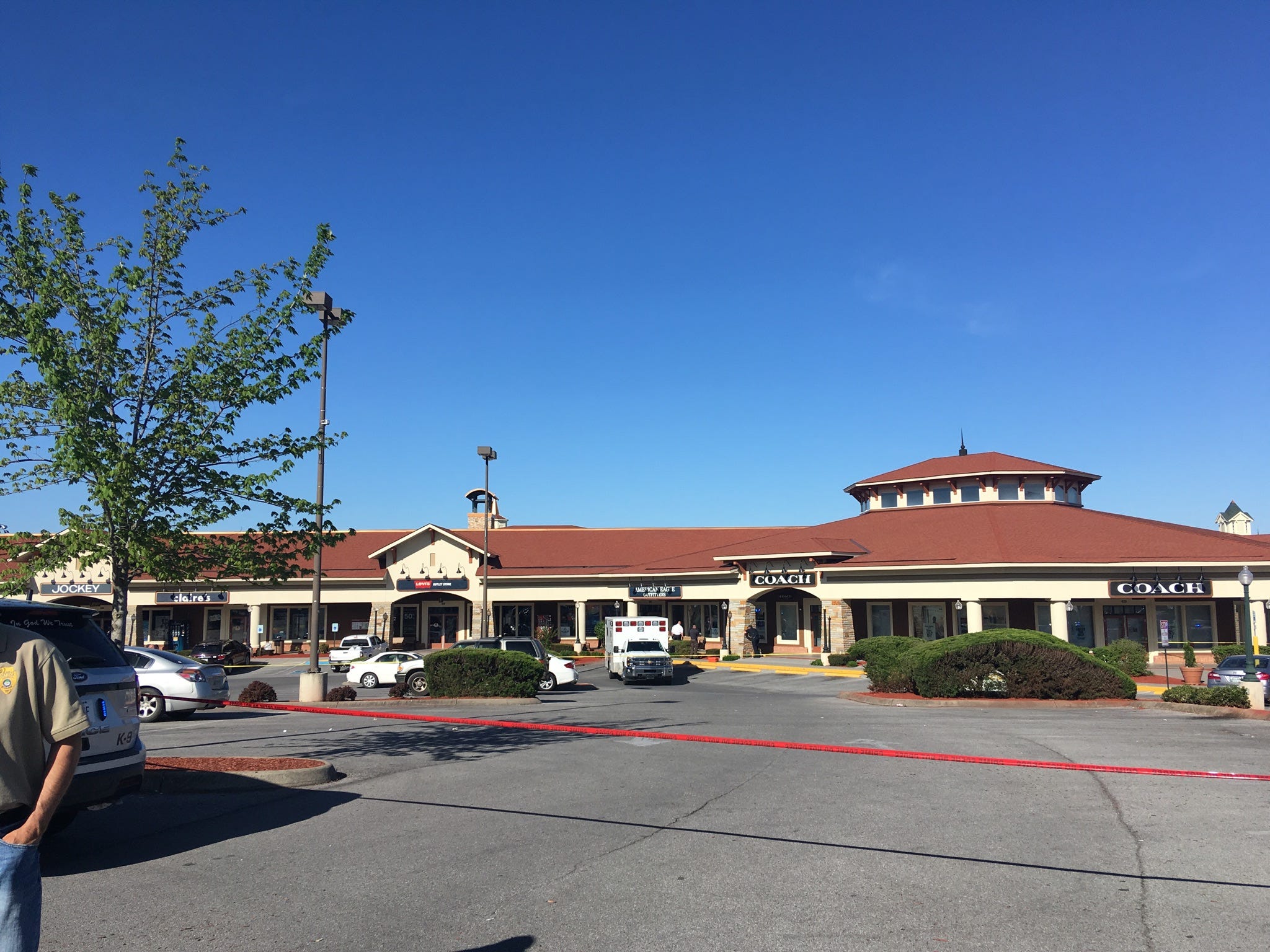 Tanger Outlets: 'Random' shooting outside store leaves 3 shot, 2 dead