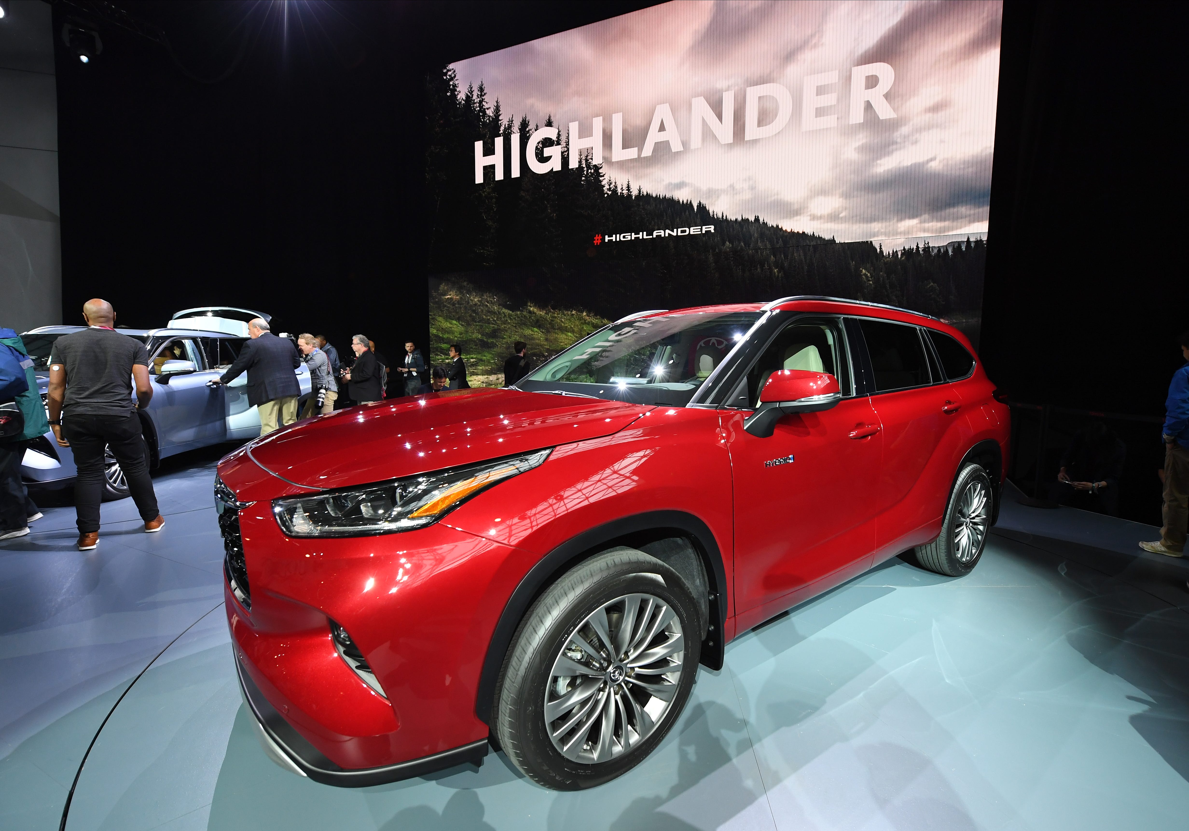 New York Auto Show vehicle debuts: Toyota Highlander redesigned