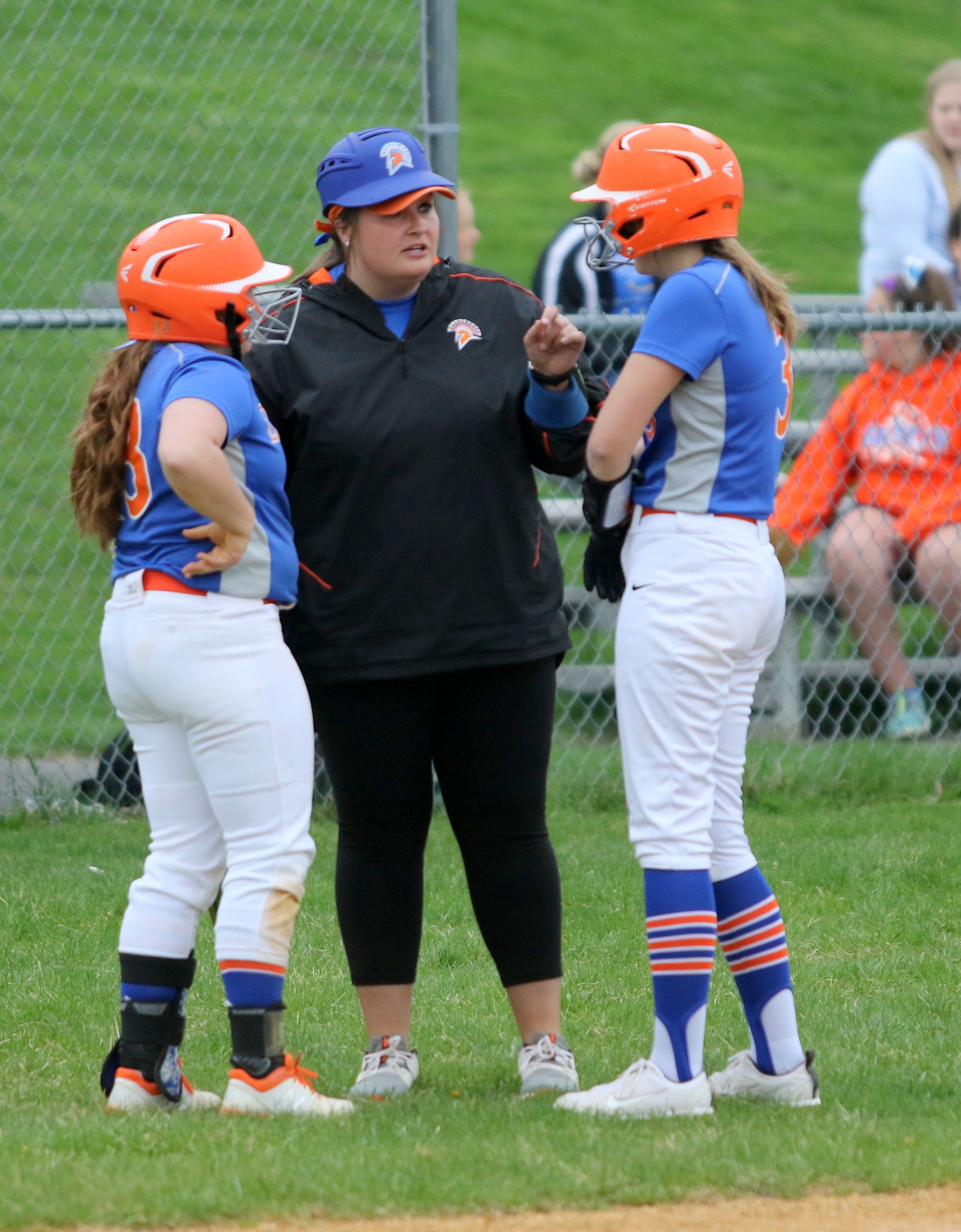 Edison softball team tries to stay sharp as it waits out coronavirus