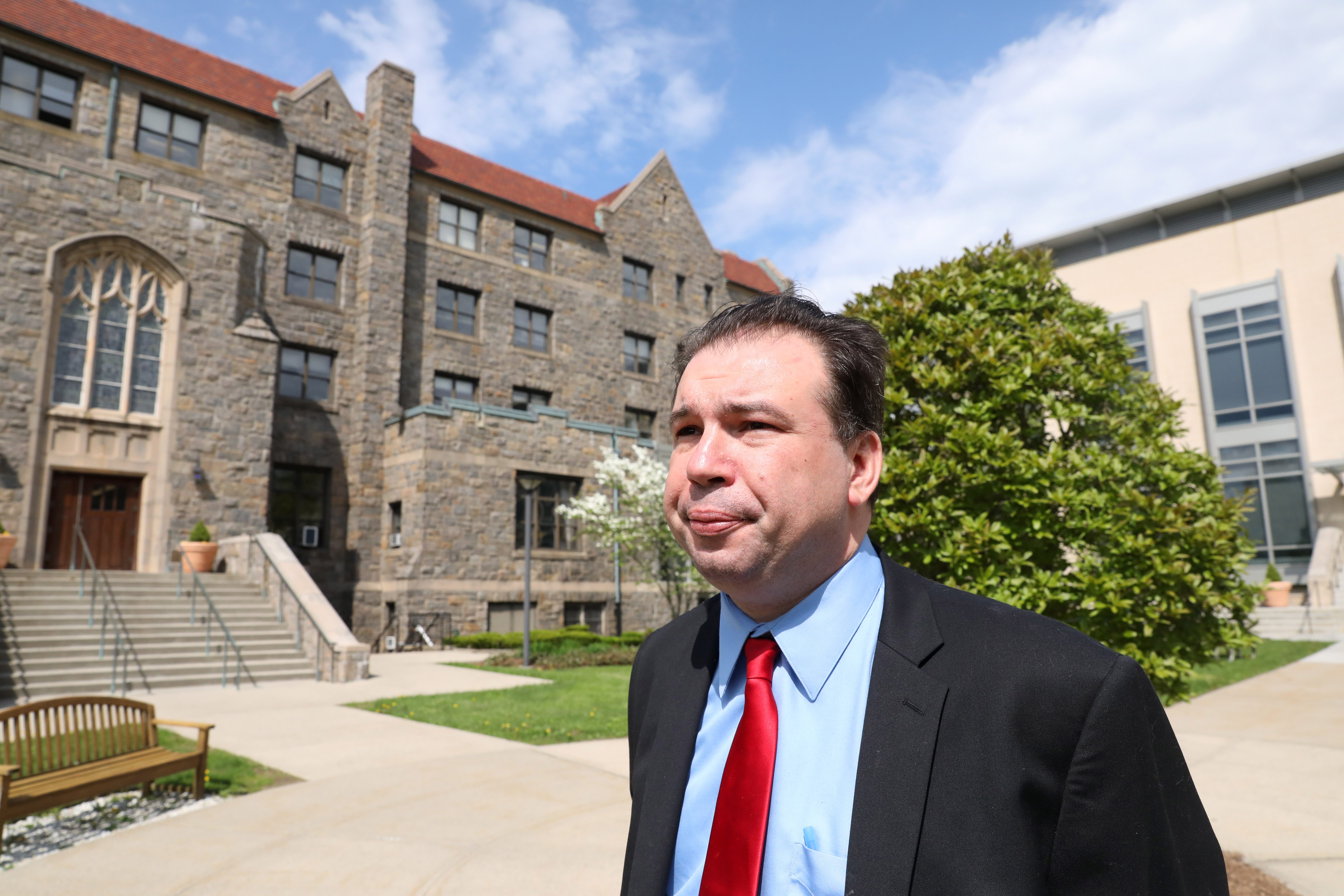 Exonerated of murder, Jeffrey Deskovic graduates from law school