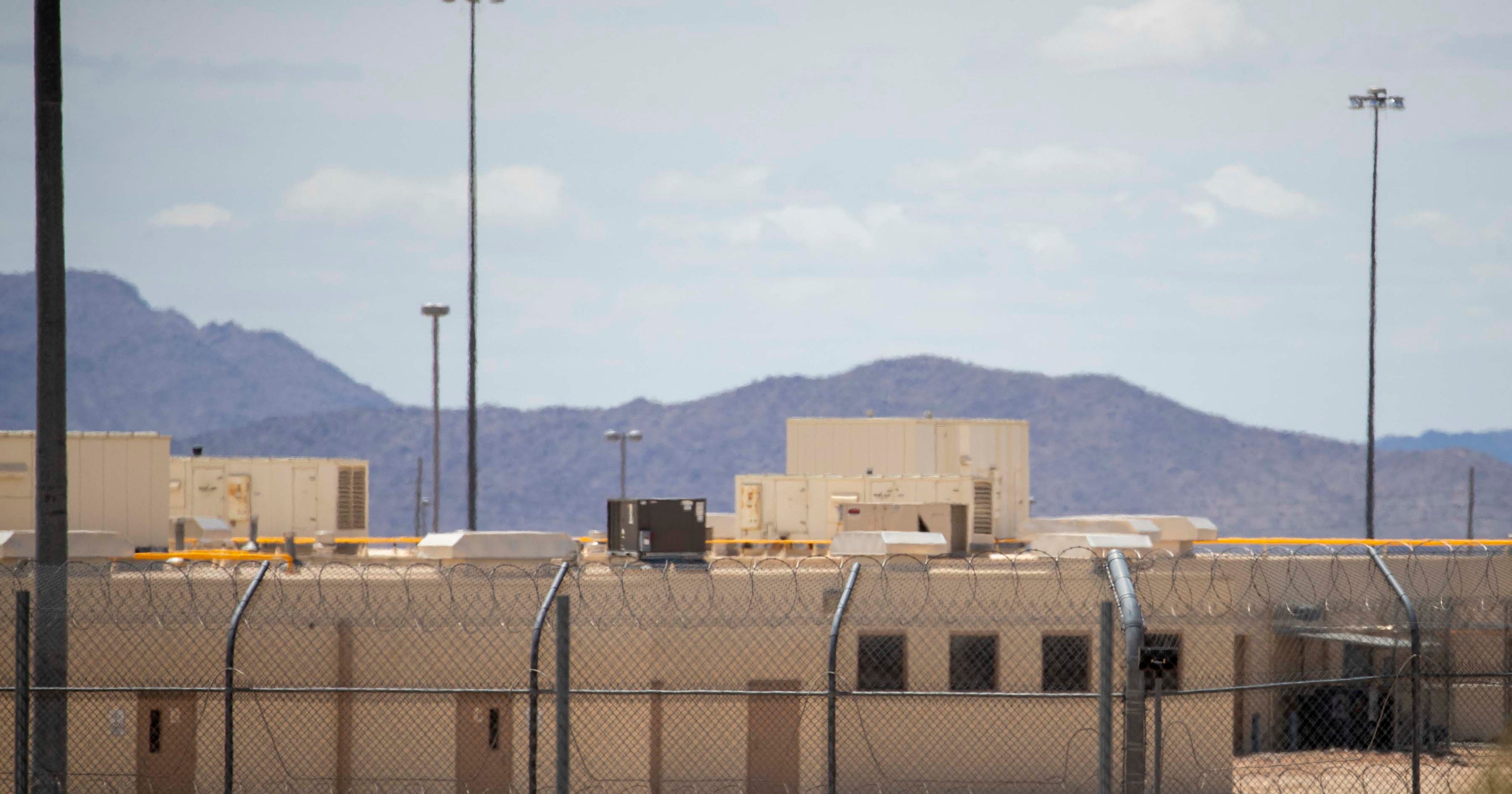 Arizona corrections officer warns of a cover-up of prison-lock problems