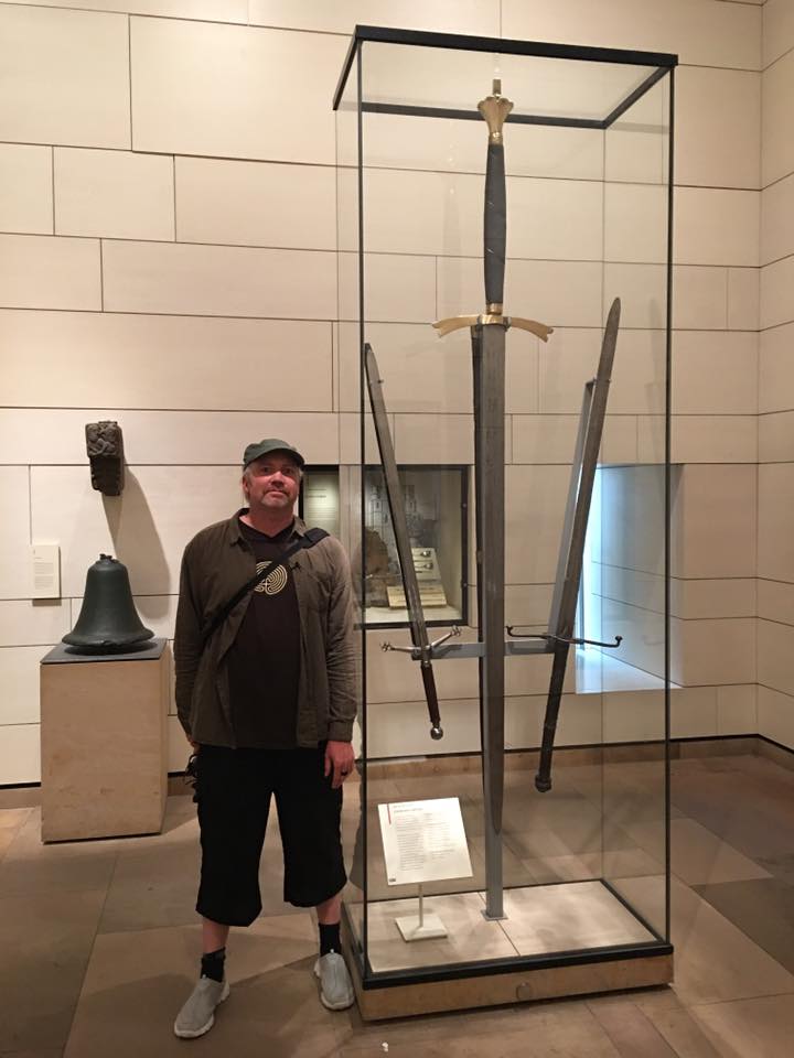 Annunaki, Nephilim and Denisovans? Contact in Desert explores ancient ...