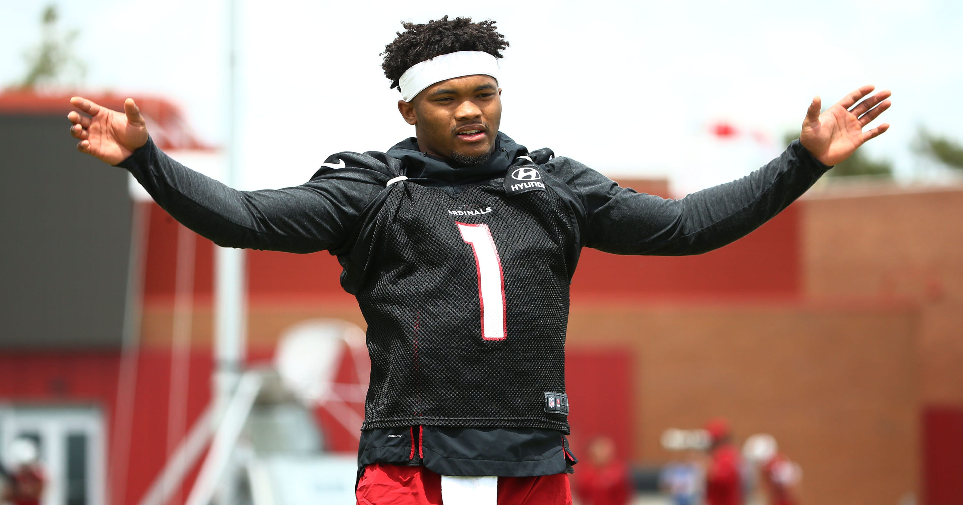 Arizona Cardinals: Kyler Murray learning the ropes from veterans