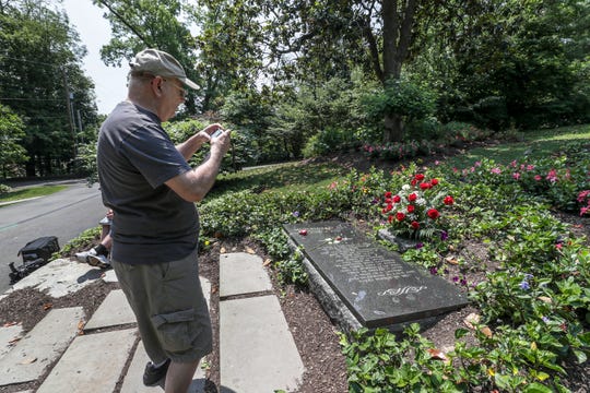 Muhammad Ali death anniversary: Why 1 man spent 9 hours at his grave