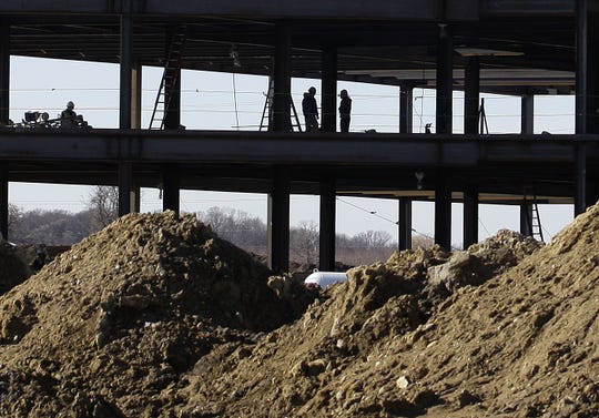 Uline Inc. plans yet another big warehouse in Kenosha