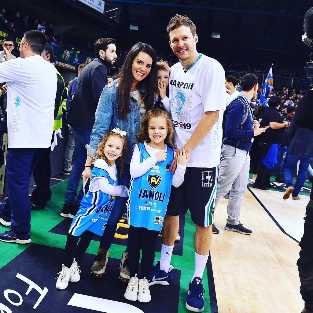 Nickel: Travis Diener did the unthinkable: he came back after three ...