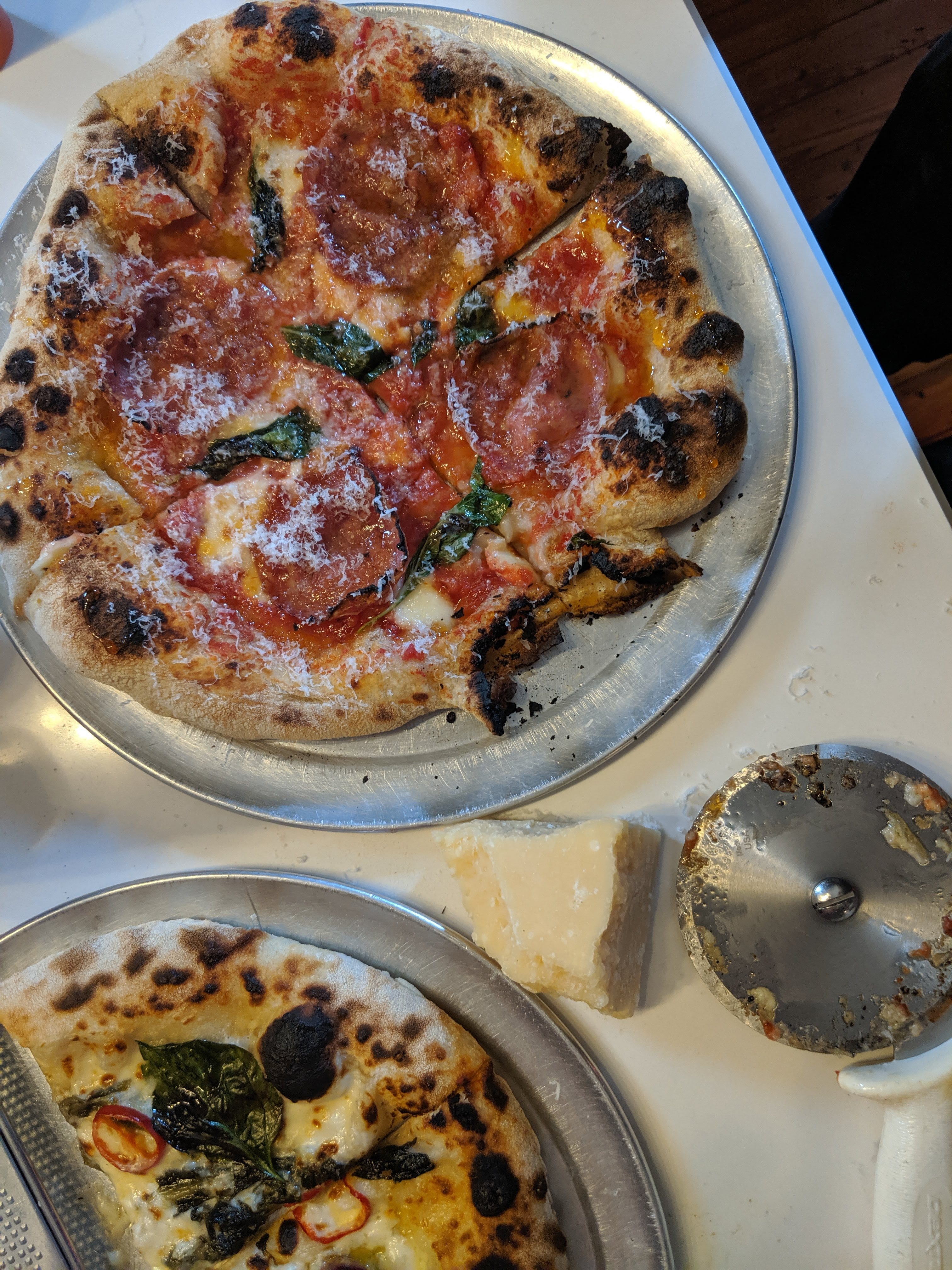 Louisville's Pizza Lupo restaurant gives Neapolitan pizza making tips