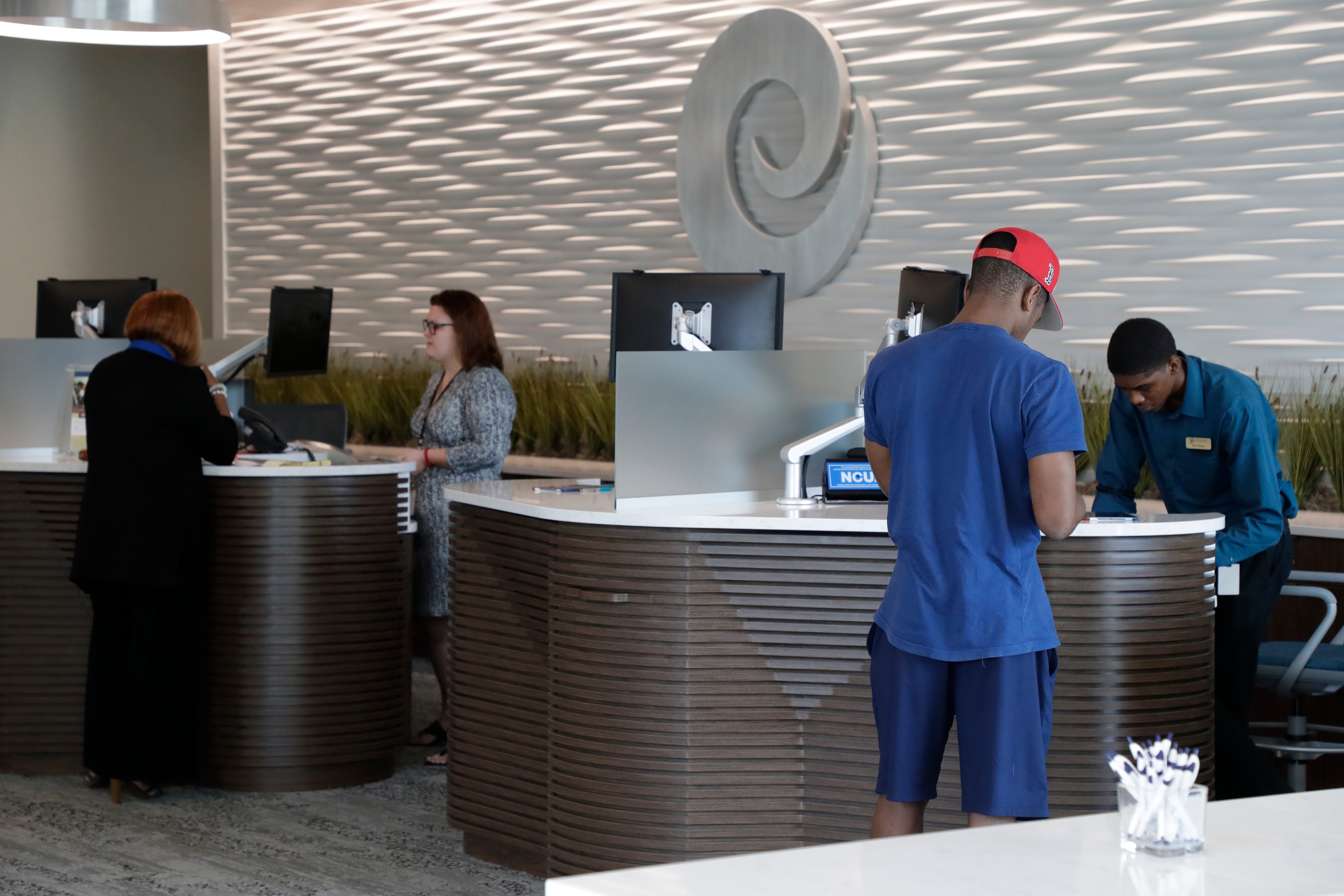 Envision Credit Union opens doors to customers at new downtown center