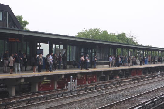 Yonkers fire delays Metro-North Railroad's Hudson Line trains
