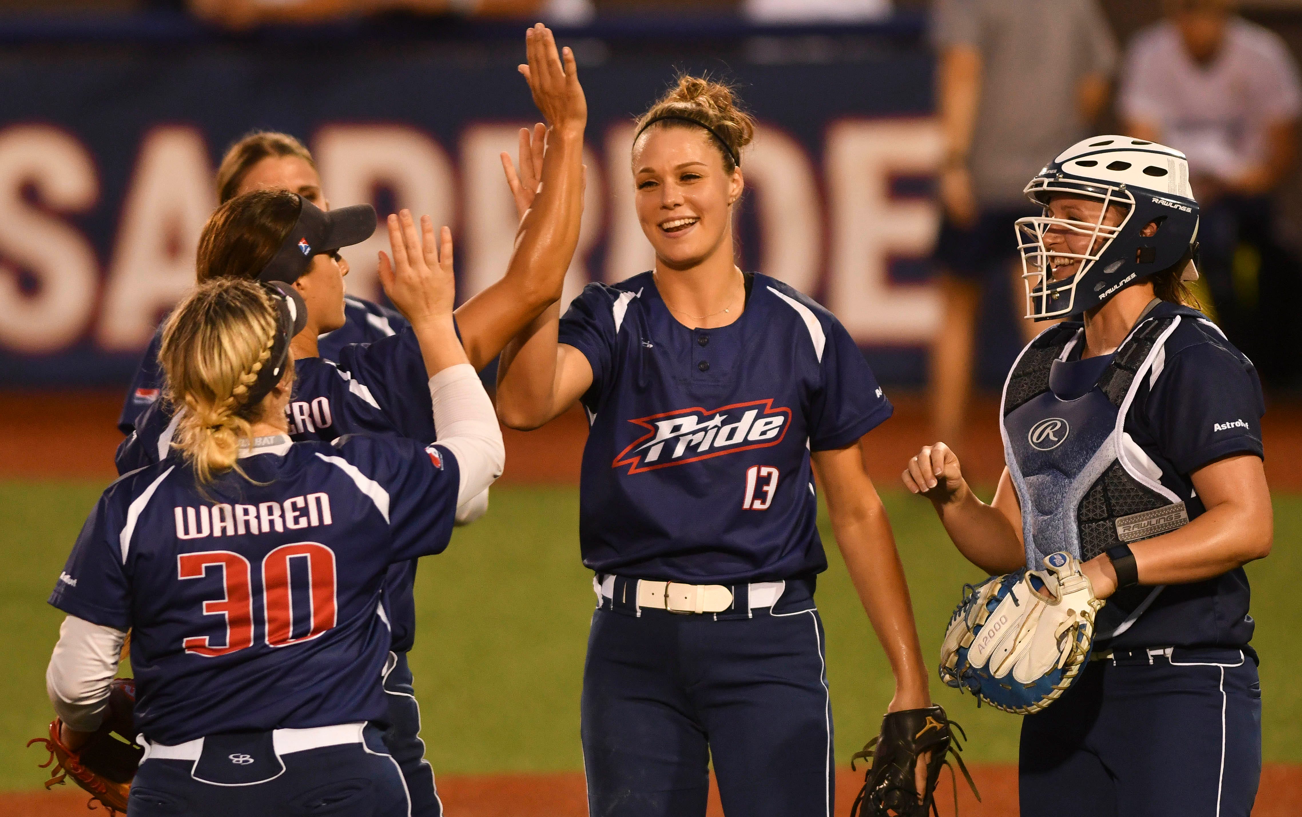 USSSA Pride, Chicago Bandits collide in Viera for softball title preview