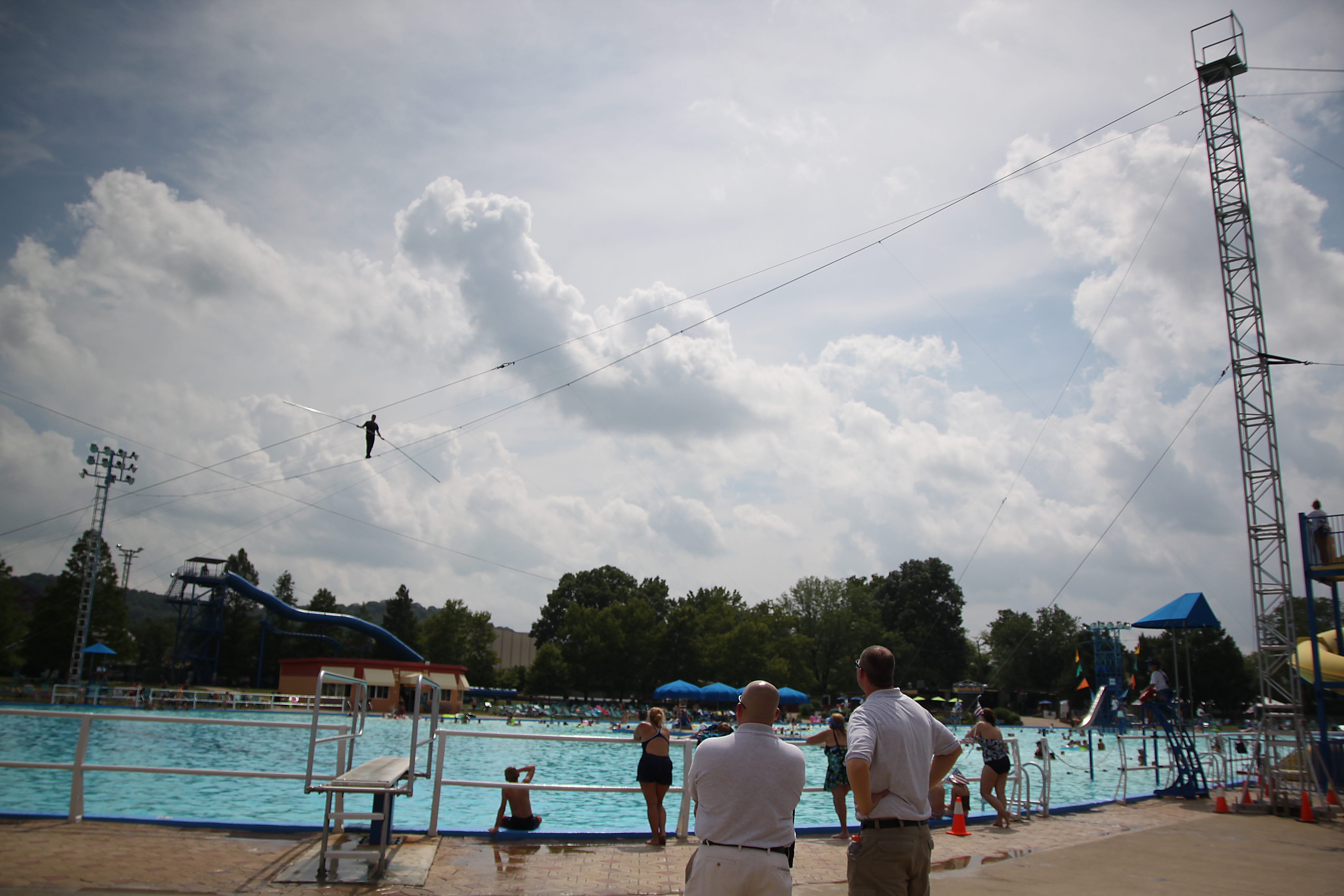 Coney Island Amusement Park in Cincinnati will shut down all its rides