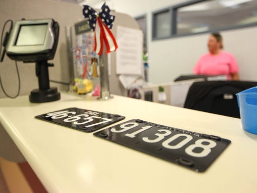 Delaware DMVs swarmed for low-digit license plates