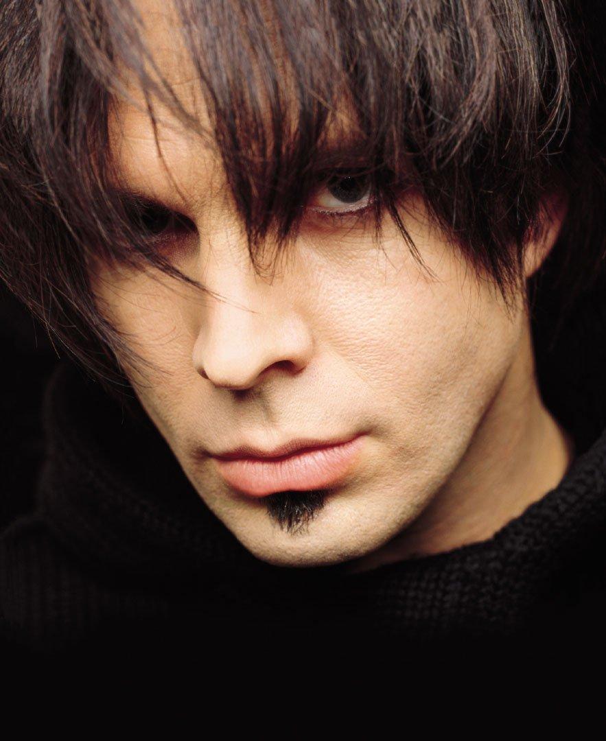 Chris Gaines and “Gainesfest” Is Coming To East Nashville! | 103-3 Country.