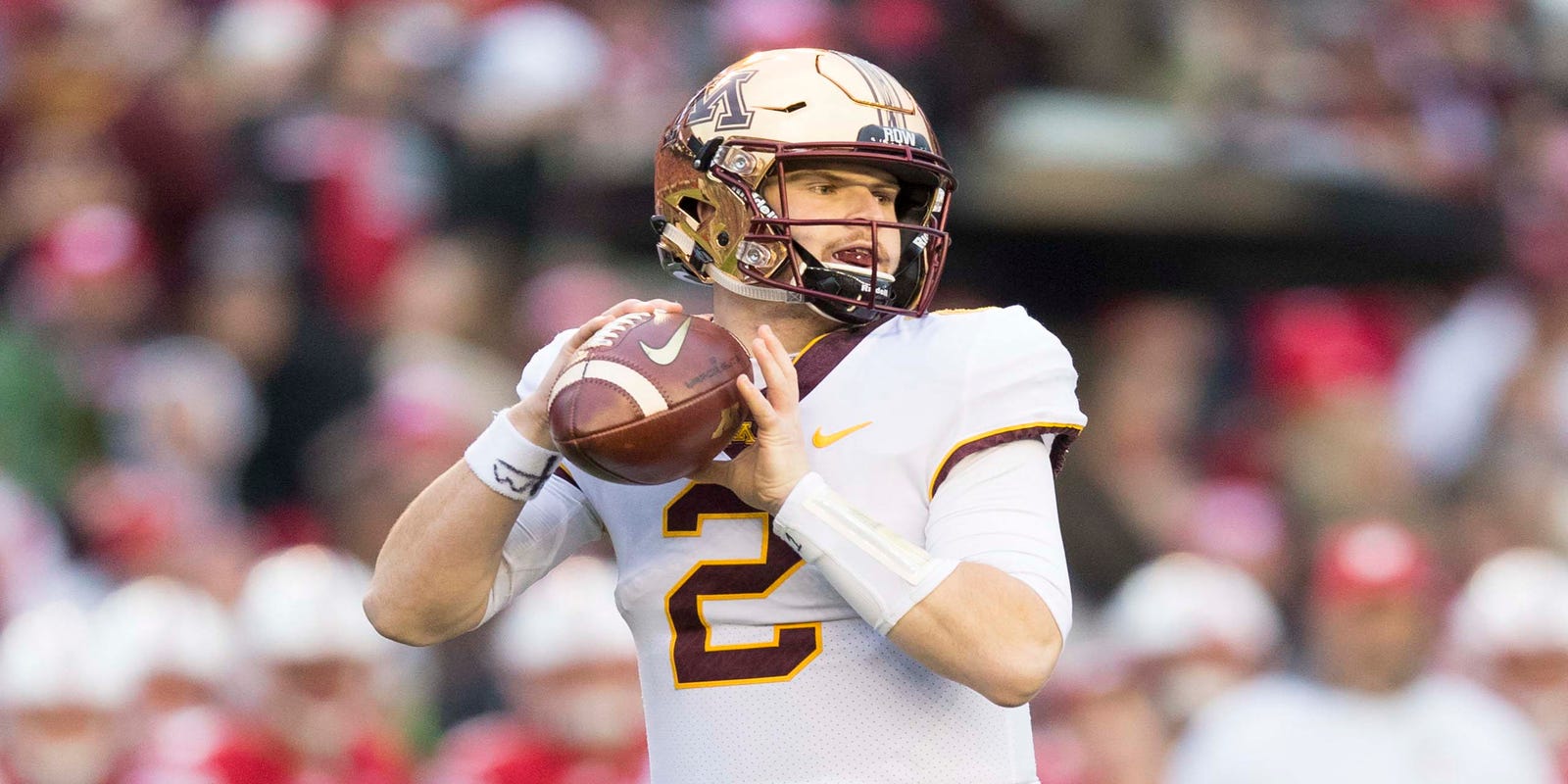 Minnesota QB Tanner Morgan's father recovers from brain tumor surgery